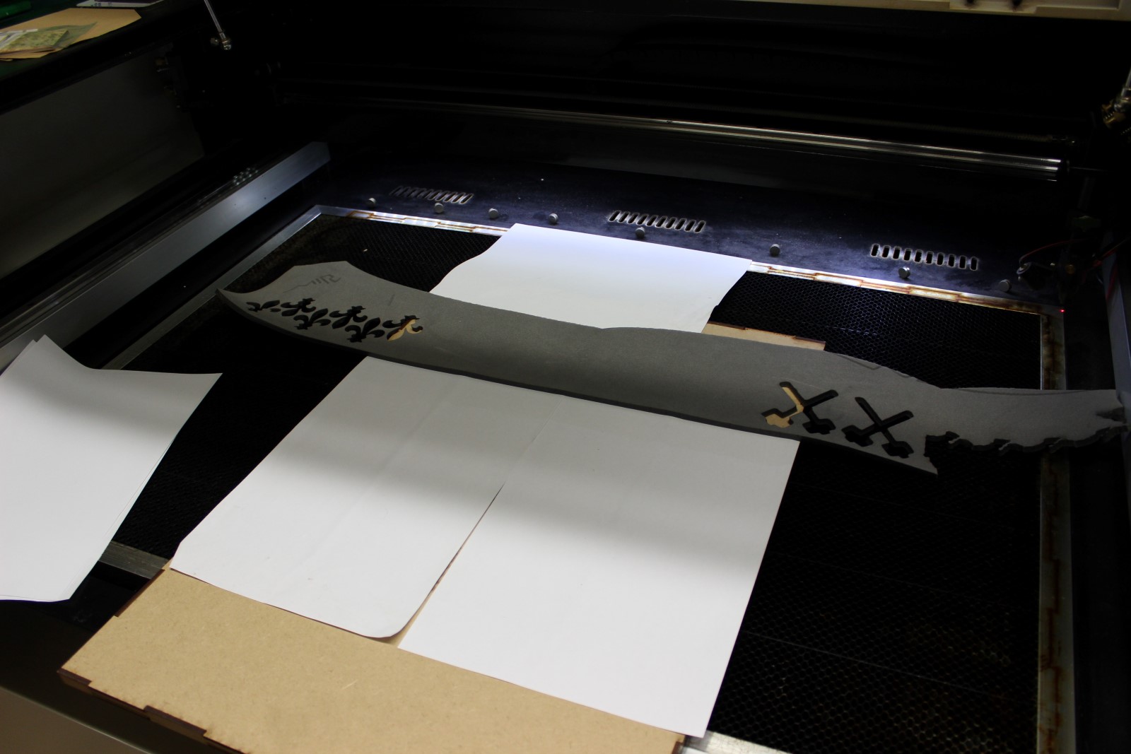 DIY Vacuum Table for Laser Cutting - Instructables