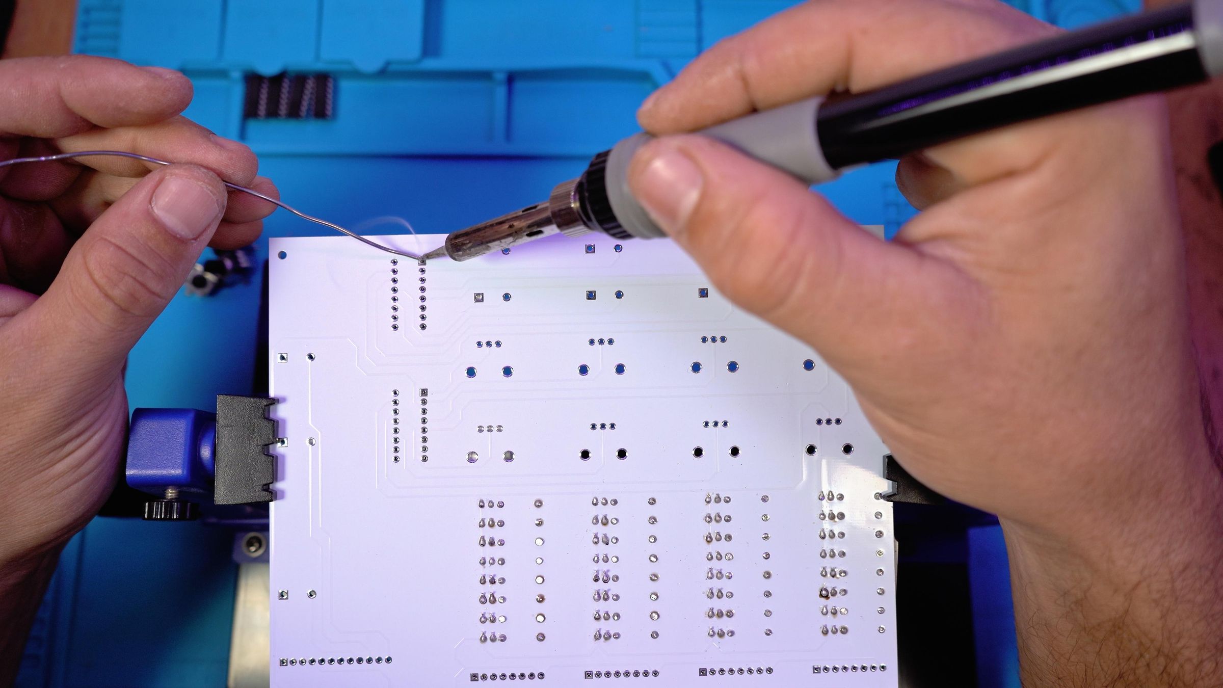 DIY Arduino MIDI Mixer "Crius HERMES V1.0" : 15 Steps (with Pictures ...