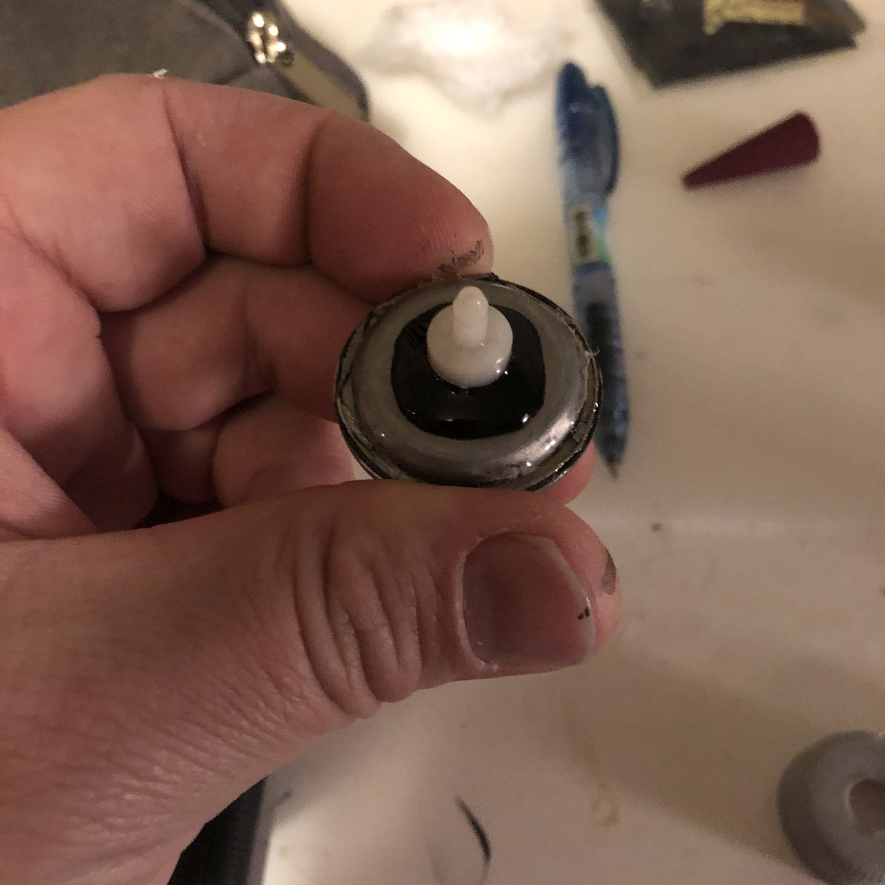 DIY Aerosol Sprayer - DIY Spray Paint : 8 Steps - Instructables