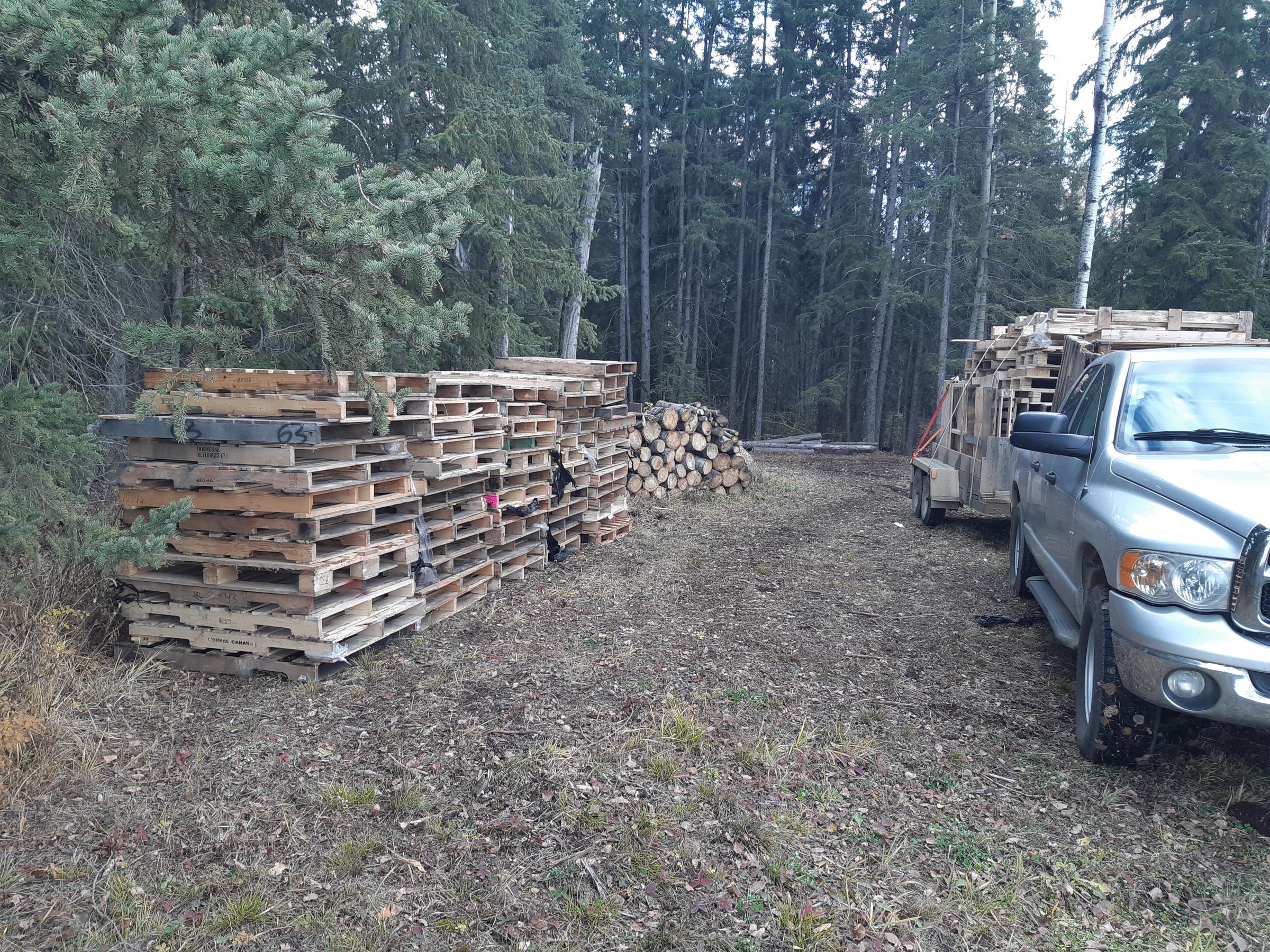 Inexpensive Pallet Road and Parking Area in Muskeg - Instructables