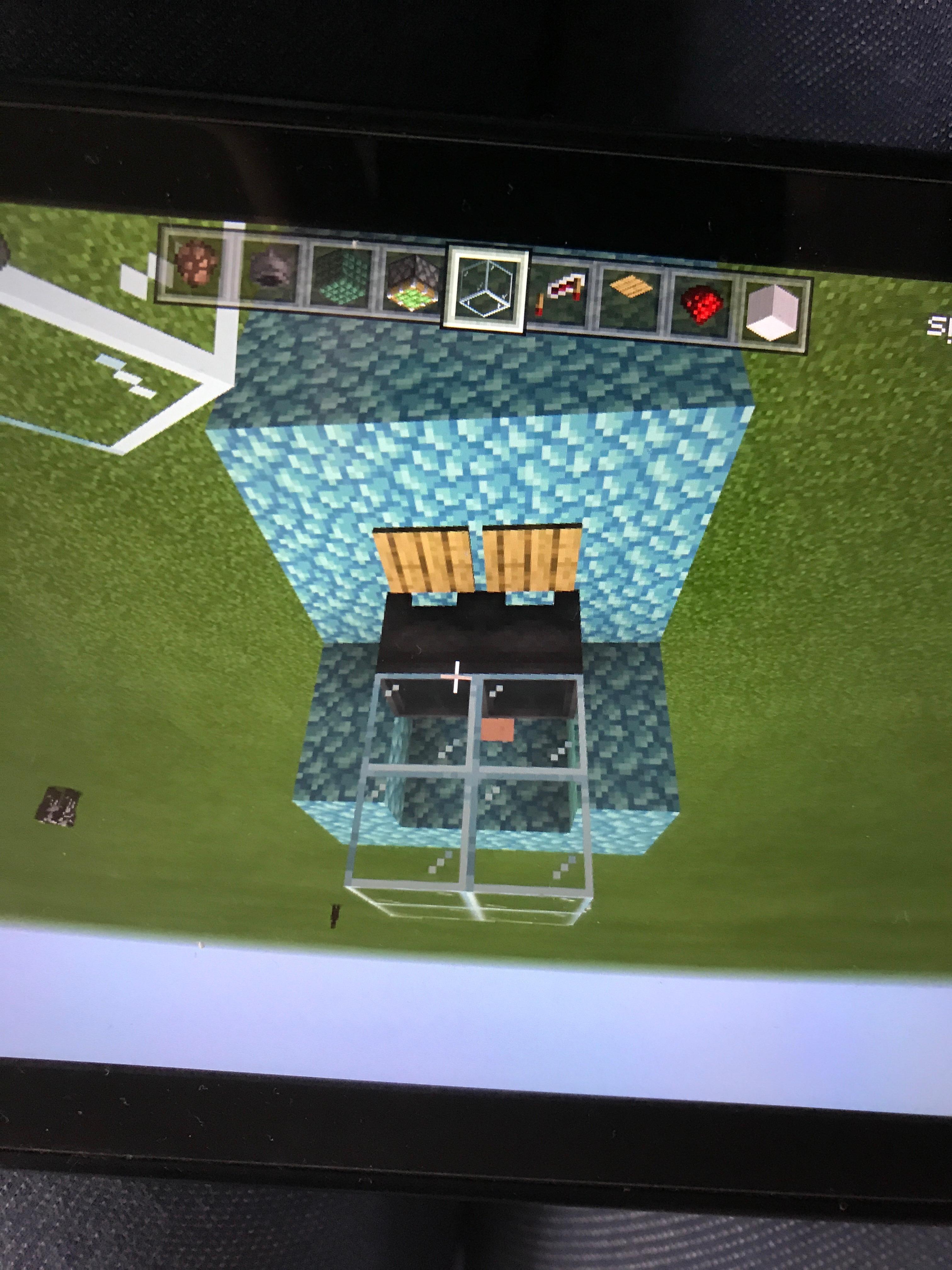 Minecraft Mirror (or Funhouse Mirror) : 7 Steps - Instructables