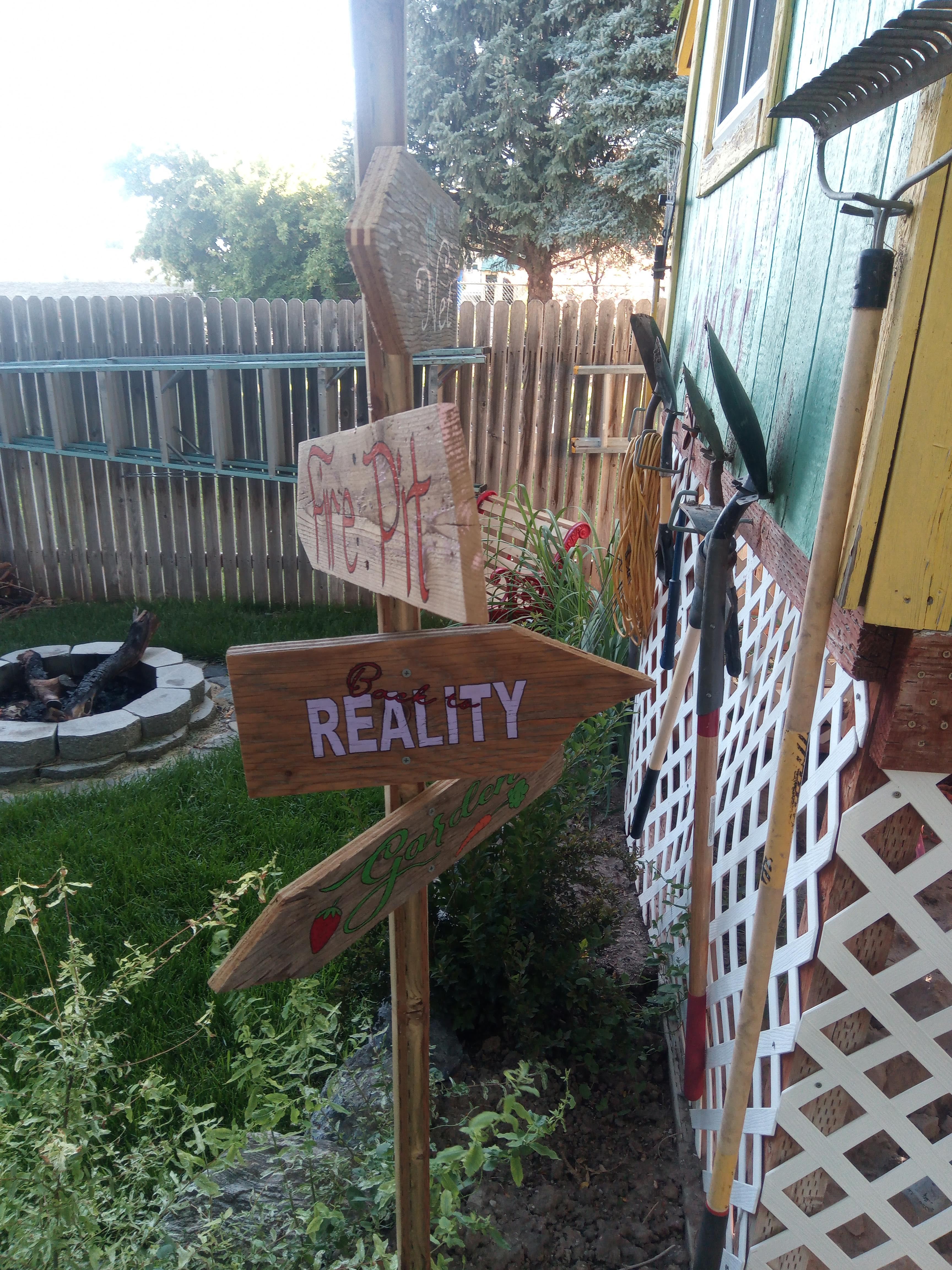 Yard Signpost : 7 Steps (with Pictures) - Instructables