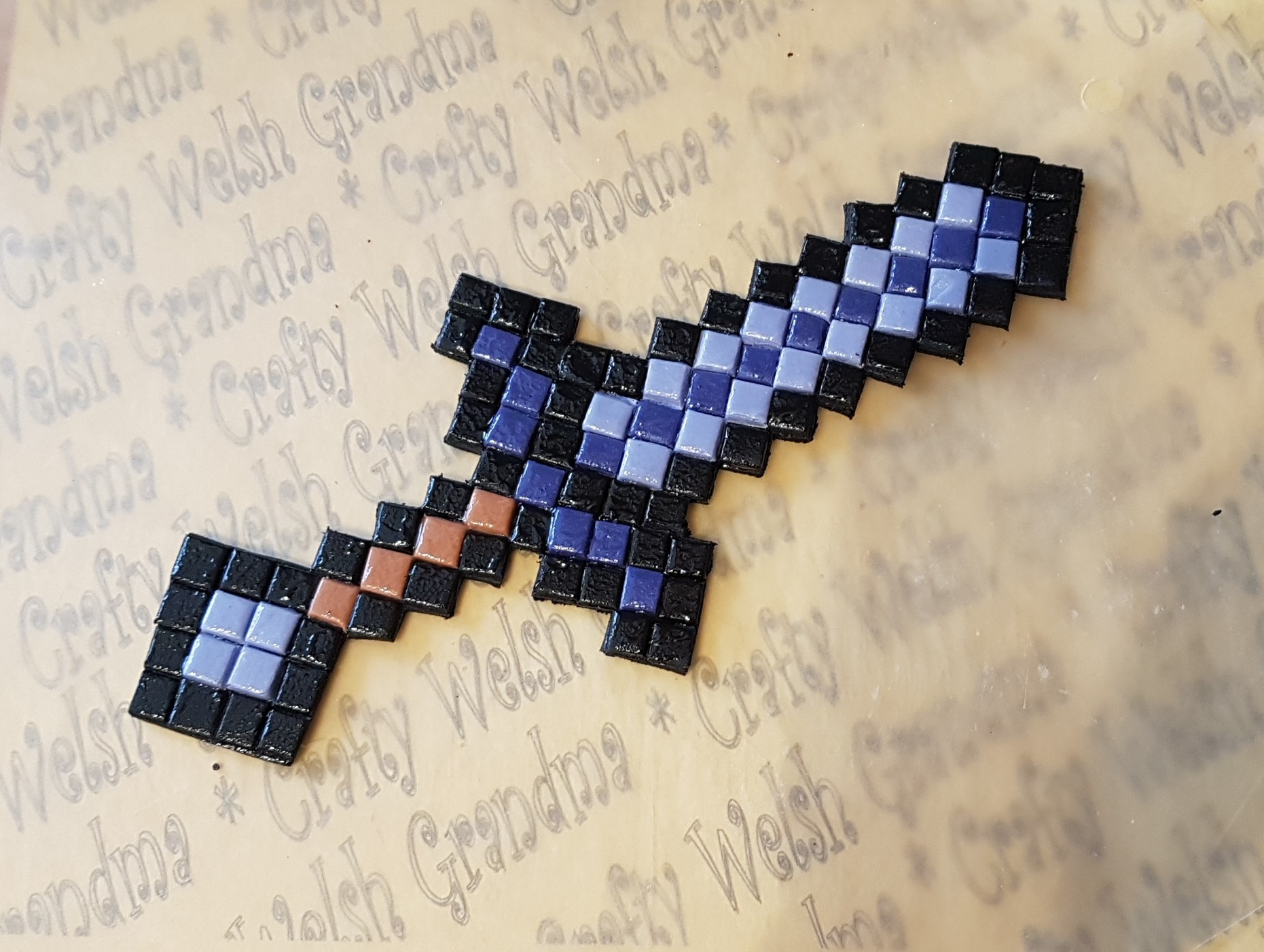 MInecraft Sword - From Fondant : 9 Steps - Instructables