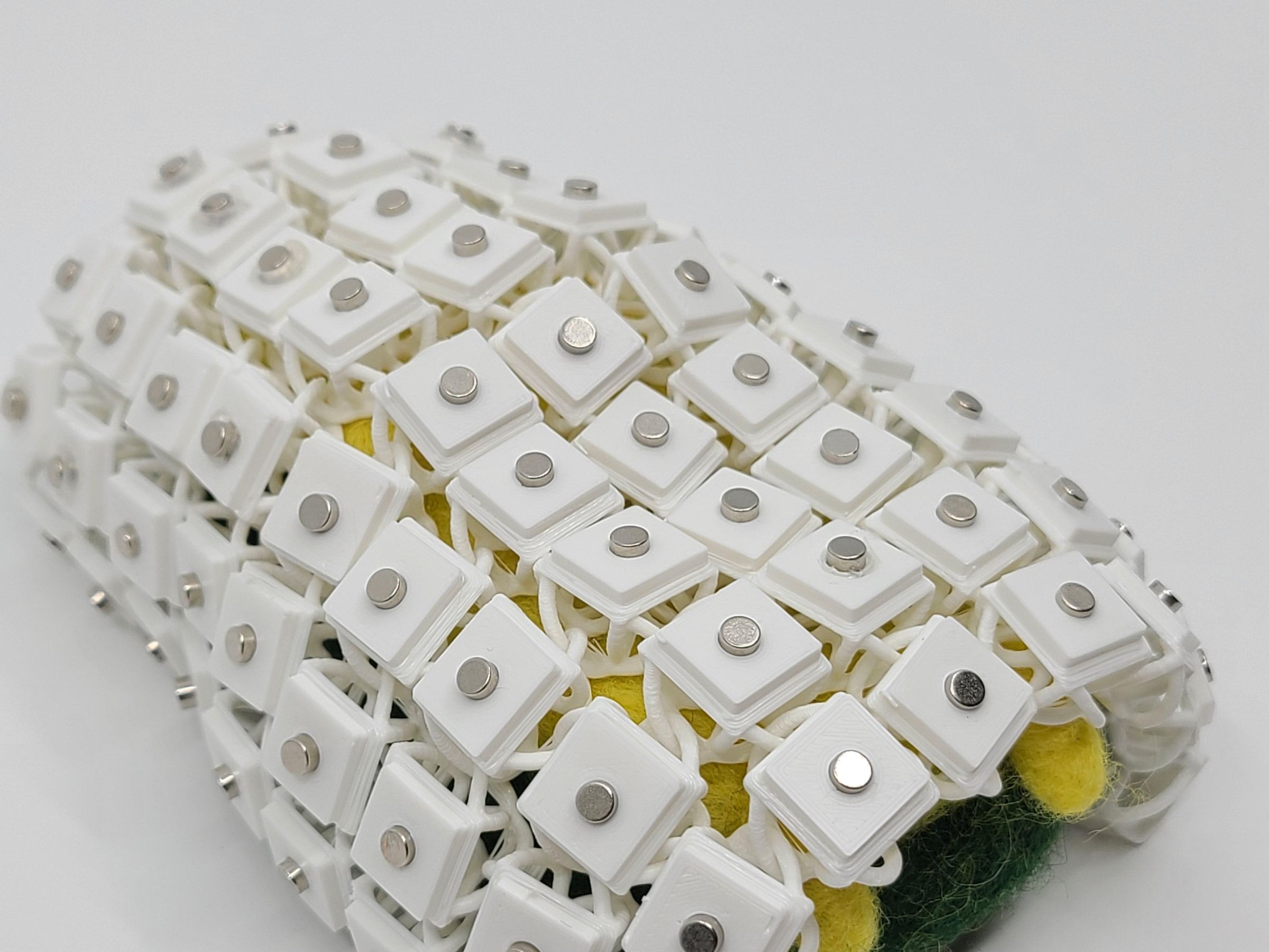 The ThreadBoard V4: Flexible E-Textile Prototyping Board : 4 Steps ...