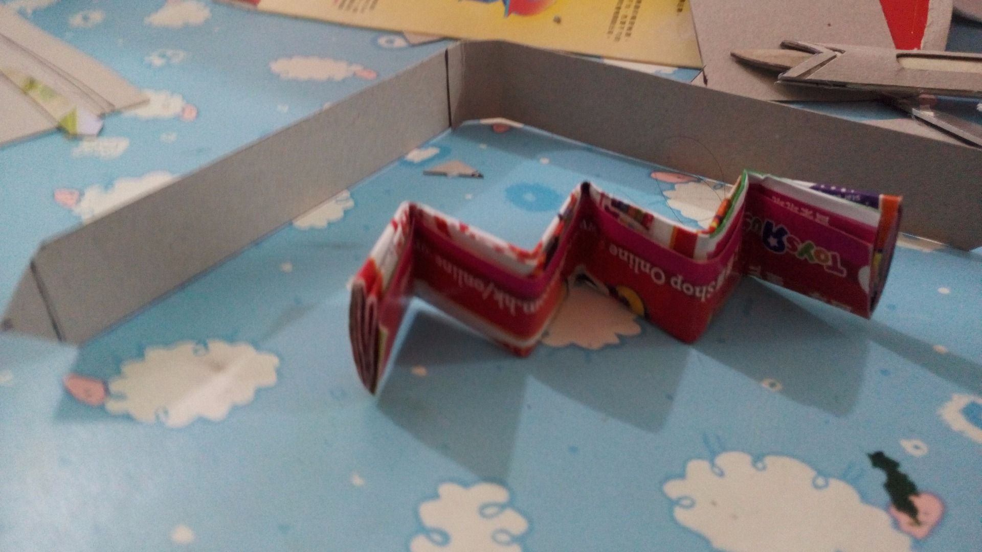 AC:Syndicate Hidden Blade Guantlet Replica!! : 10 Steps (with Pictures ...