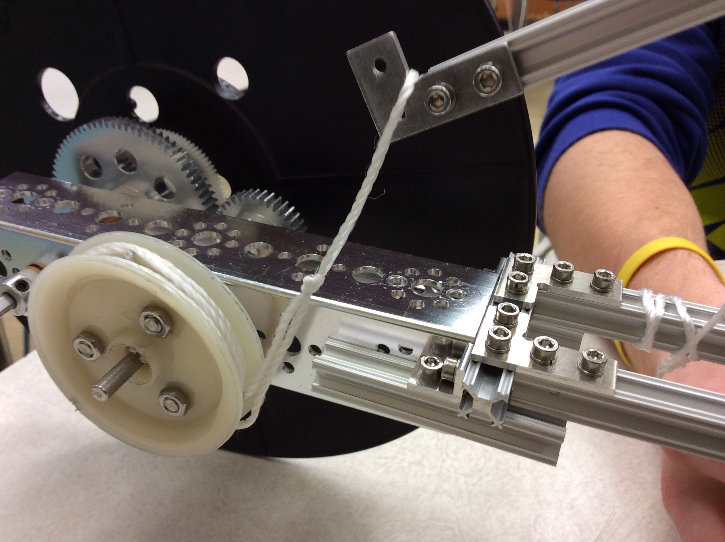 How to Build a Aluminum Mouse Trap Car With Gears : 6 Steps - Instructables