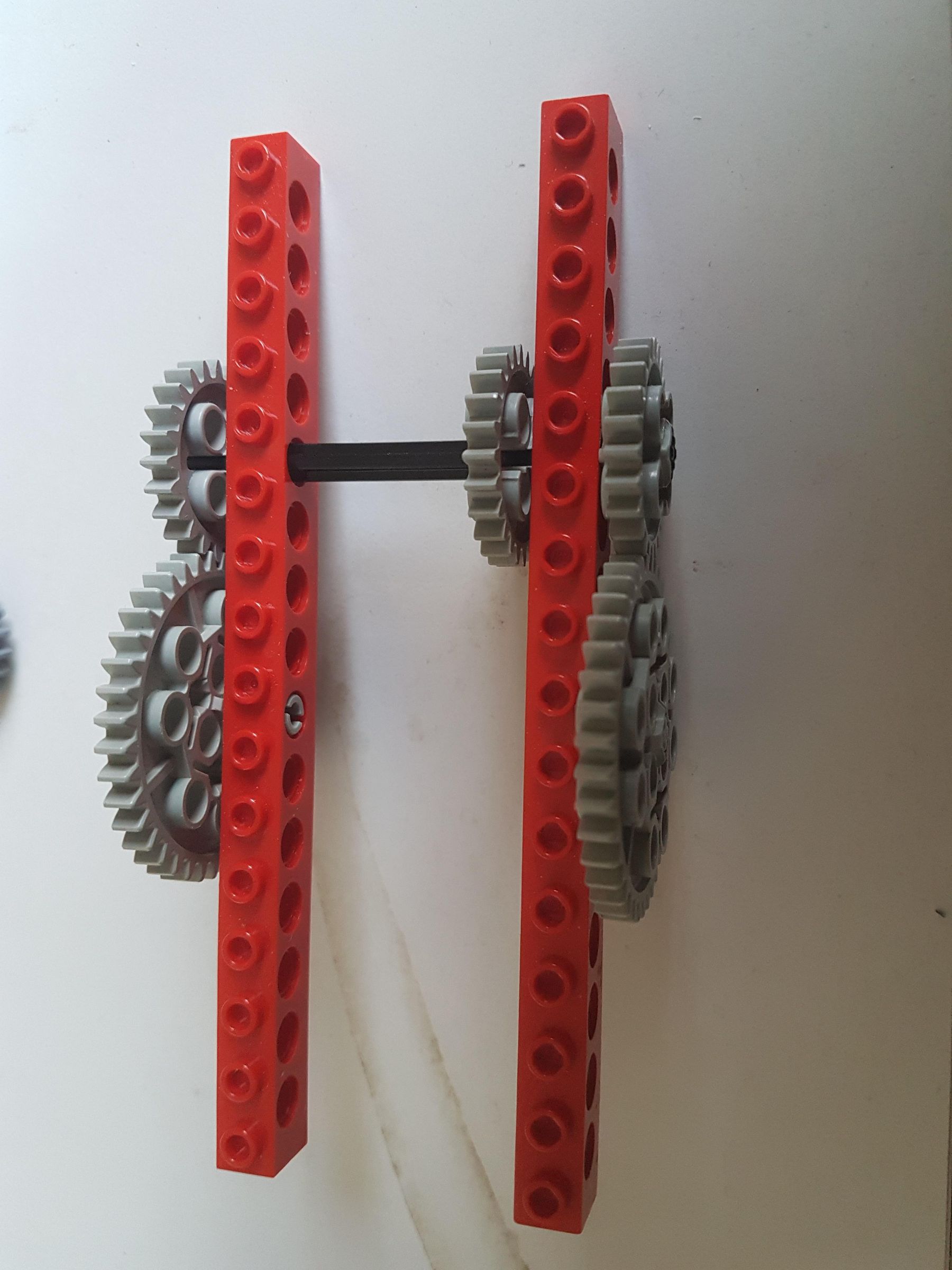 Simple Lego Two-legged Walker : 6 Steps - Instructables