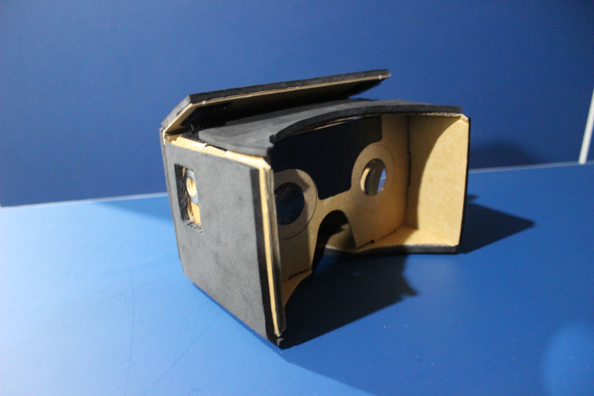 Fun Foam DODOcase VR Kit Mod : 4 Steps - Instructables
