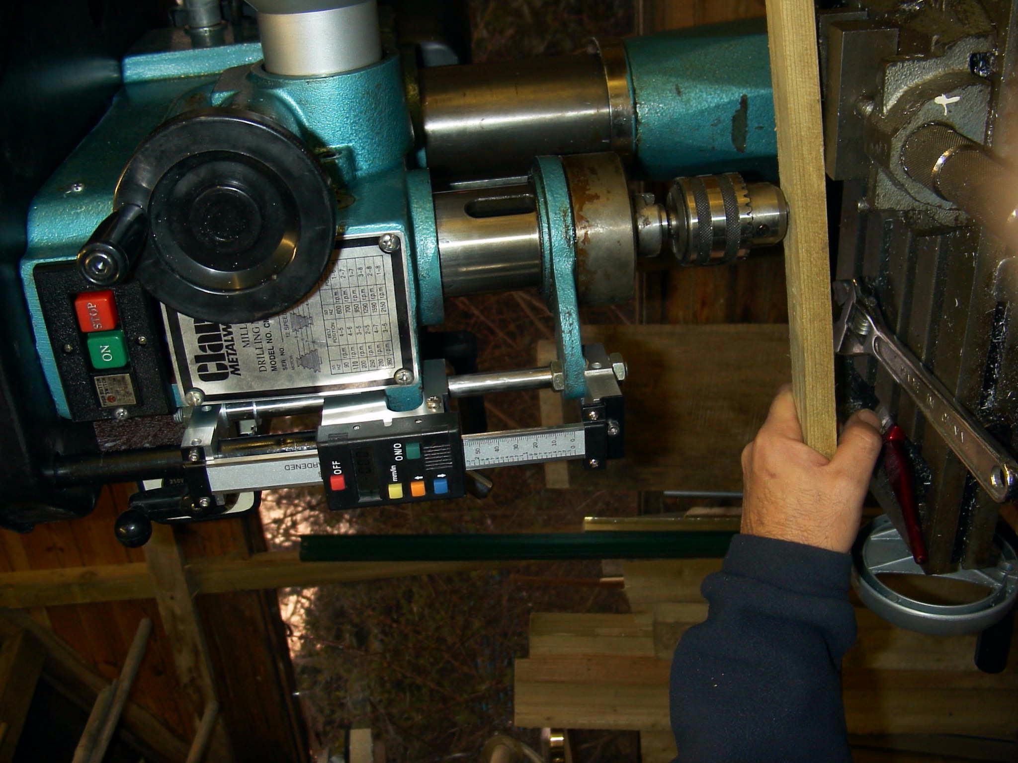 Milling Machine Quill DRO and Backlash Eliminator! : 7 Steps (with ...