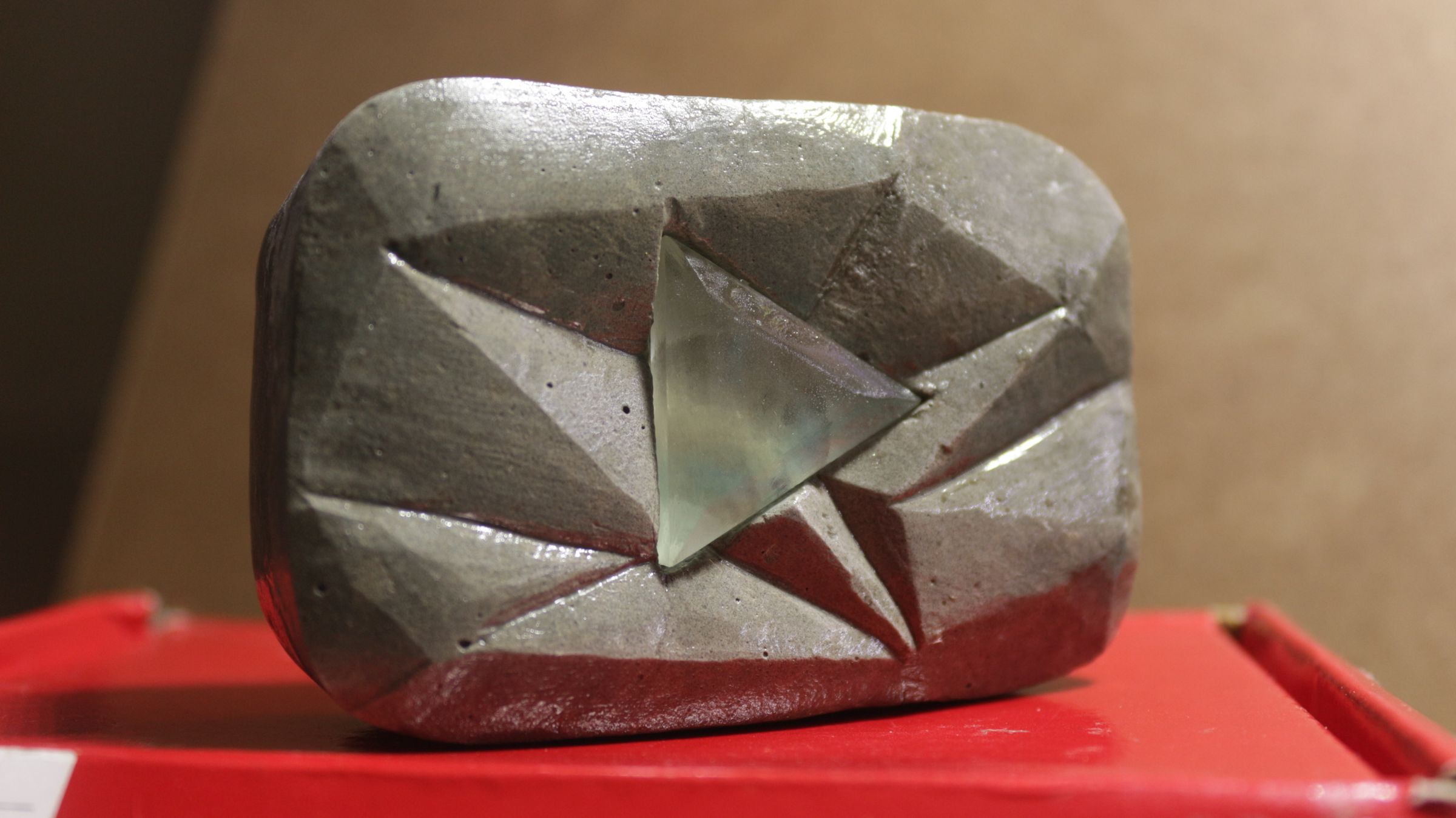 Concrete Youtube Diamond Play Button Paperweight : 14 Steps (with ...