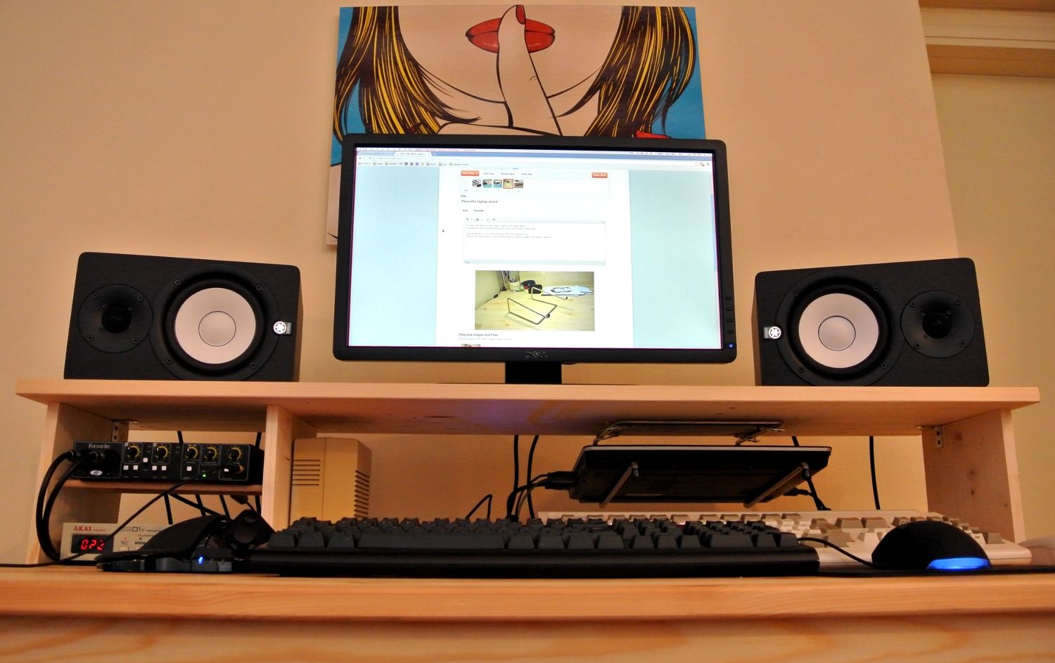 My Desk Needs an Amiga : 5 Steps (with Pictures) - Instructables