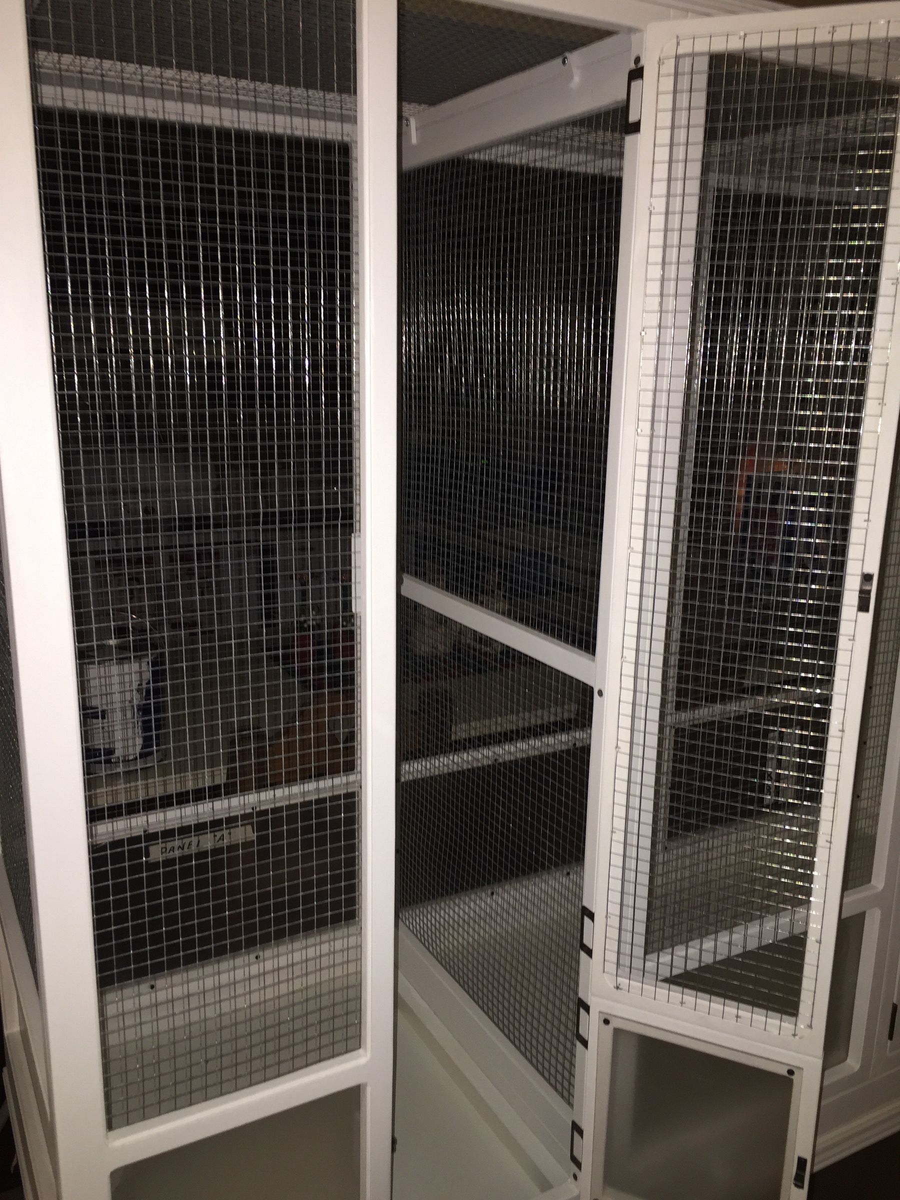 Linda's Flight Cage : 4 Steps (with Pictures) - Instructables