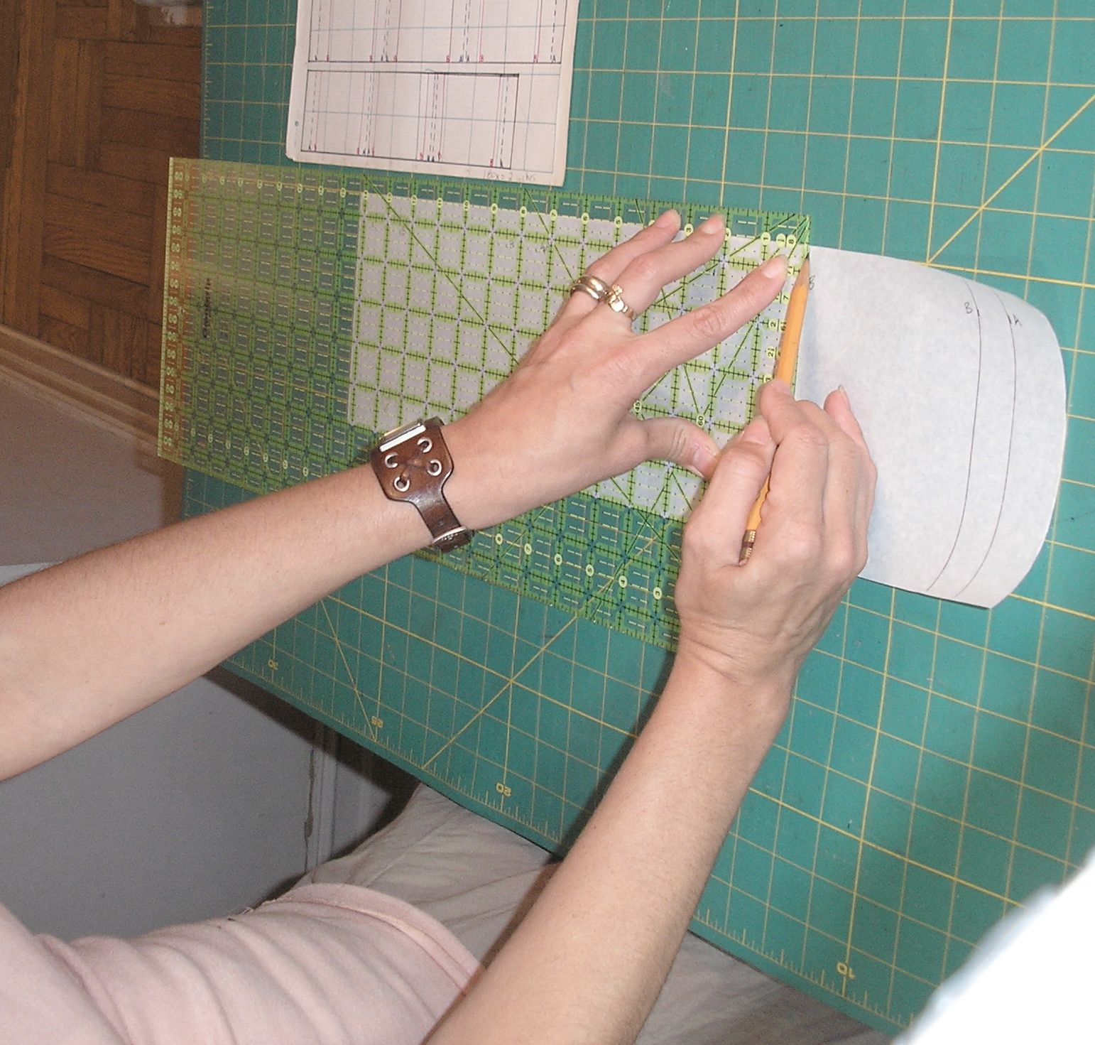 USB Electronics Organizer - Sew Useful : 17 Steps - Instructables