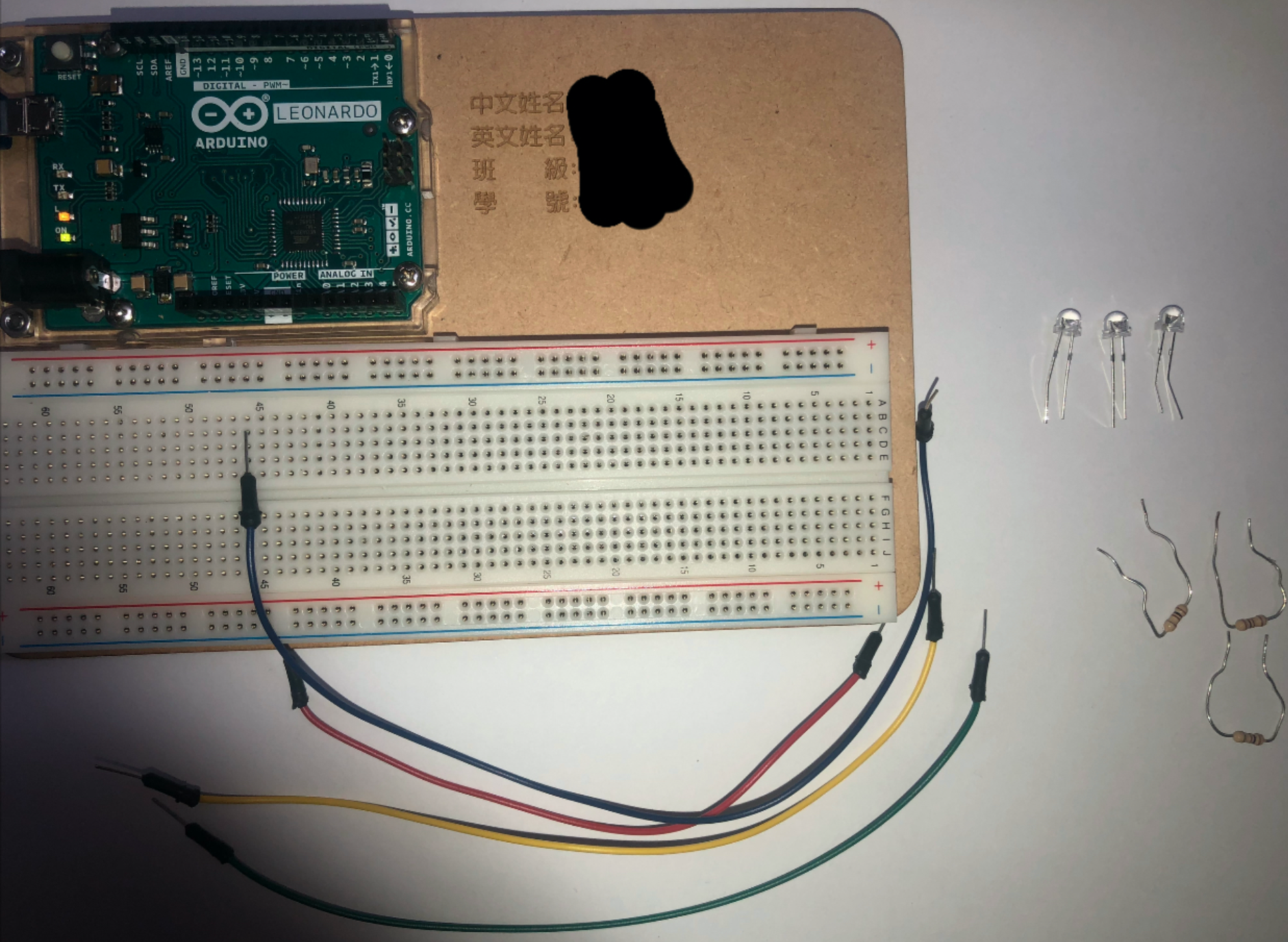 Arduino LED Traffic Light : 6 Steps - Instructables