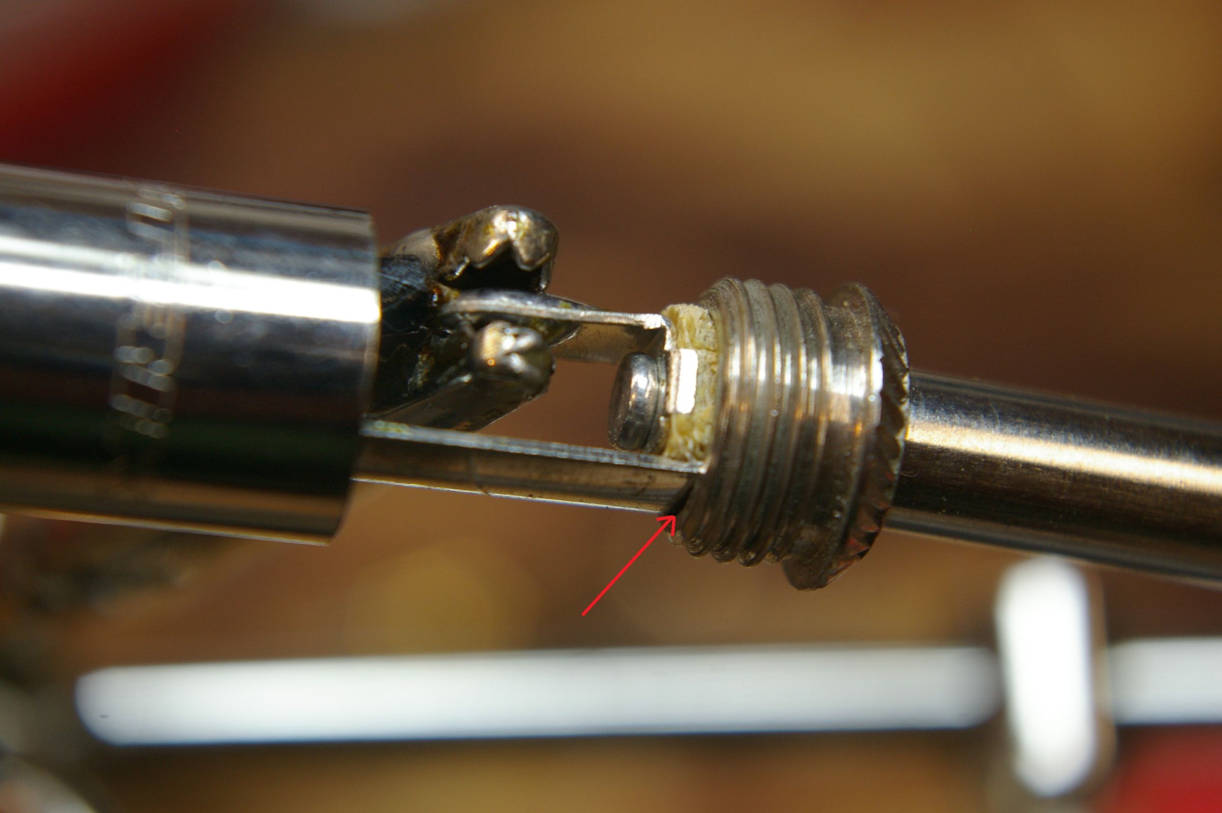 How to Fix, Repair or Make a 1/4" Inch Guitar Cable : 8 Steps ...