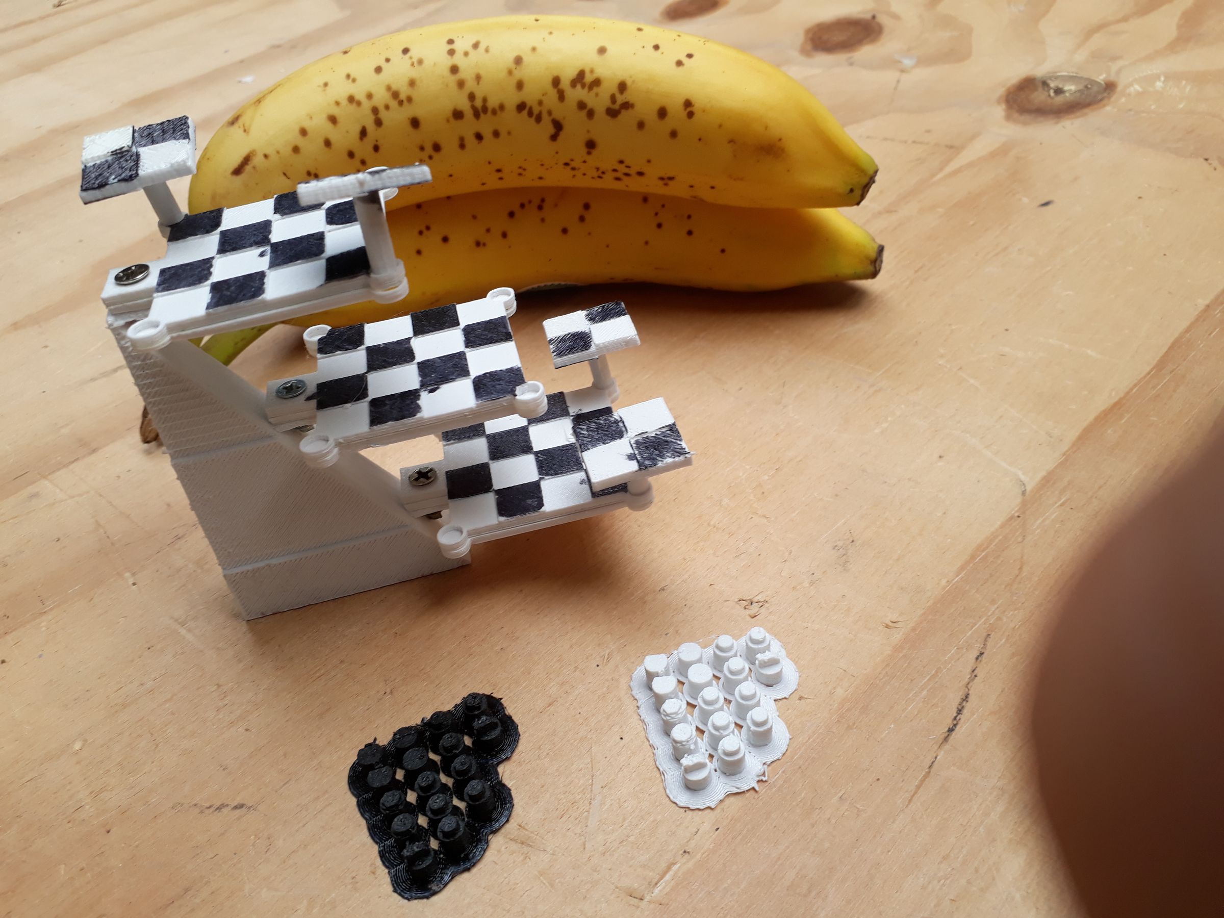 TRI DEMENSIONAL CHESS, Super Pocket Edtion : 3 Steps (with Pictures ...