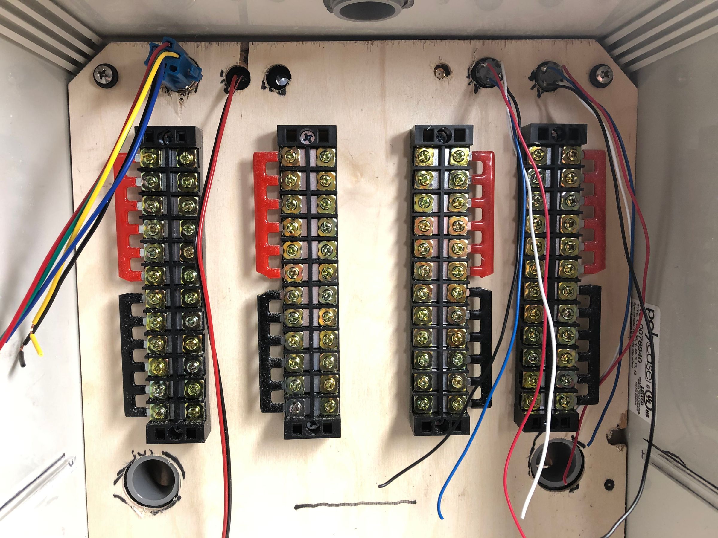 Robot Enclosure Switches : 4 Steps - Instructables