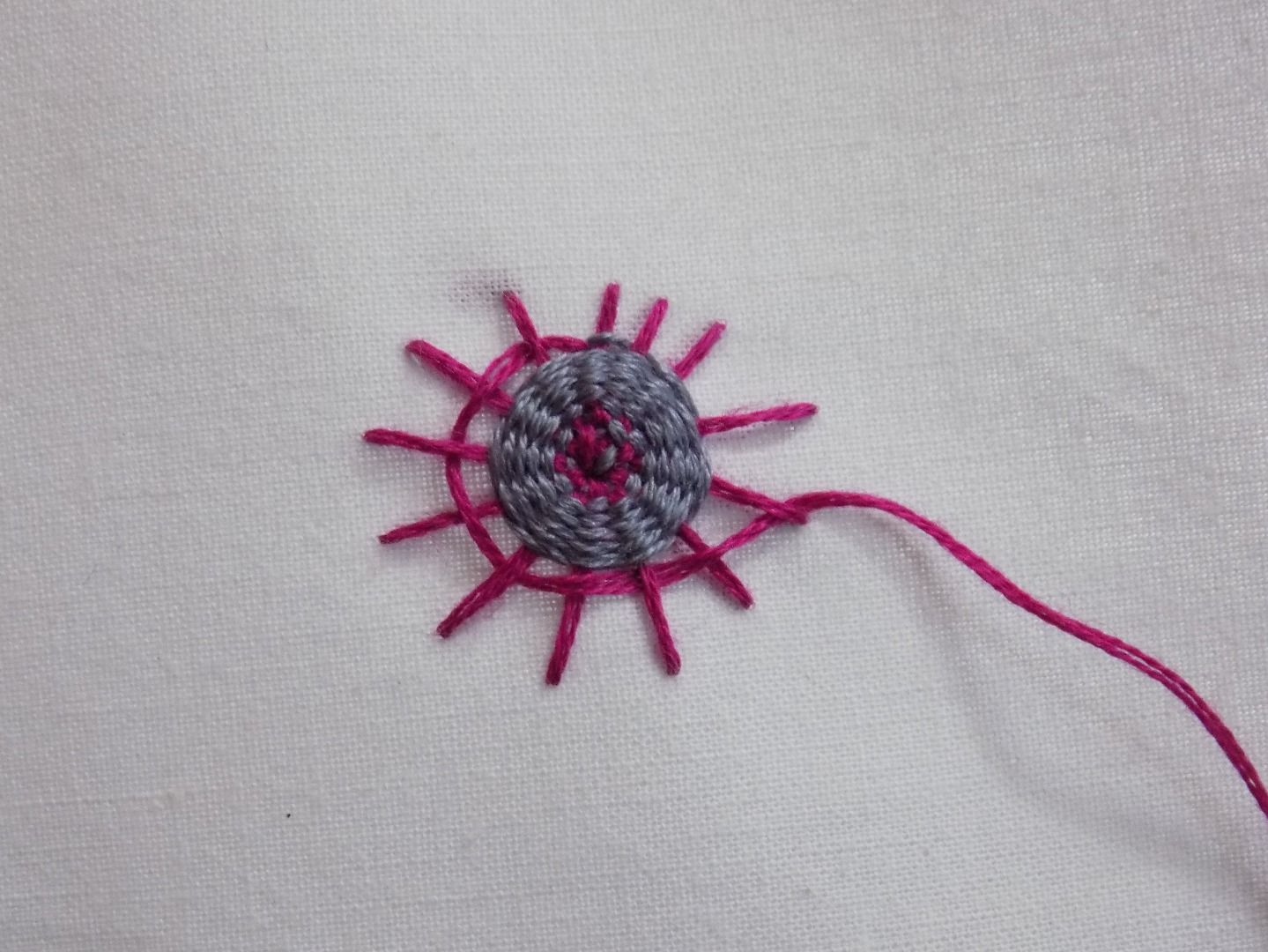 Embroidery 101: Freestyle Weaving : 10 Steps (with Pictures ...