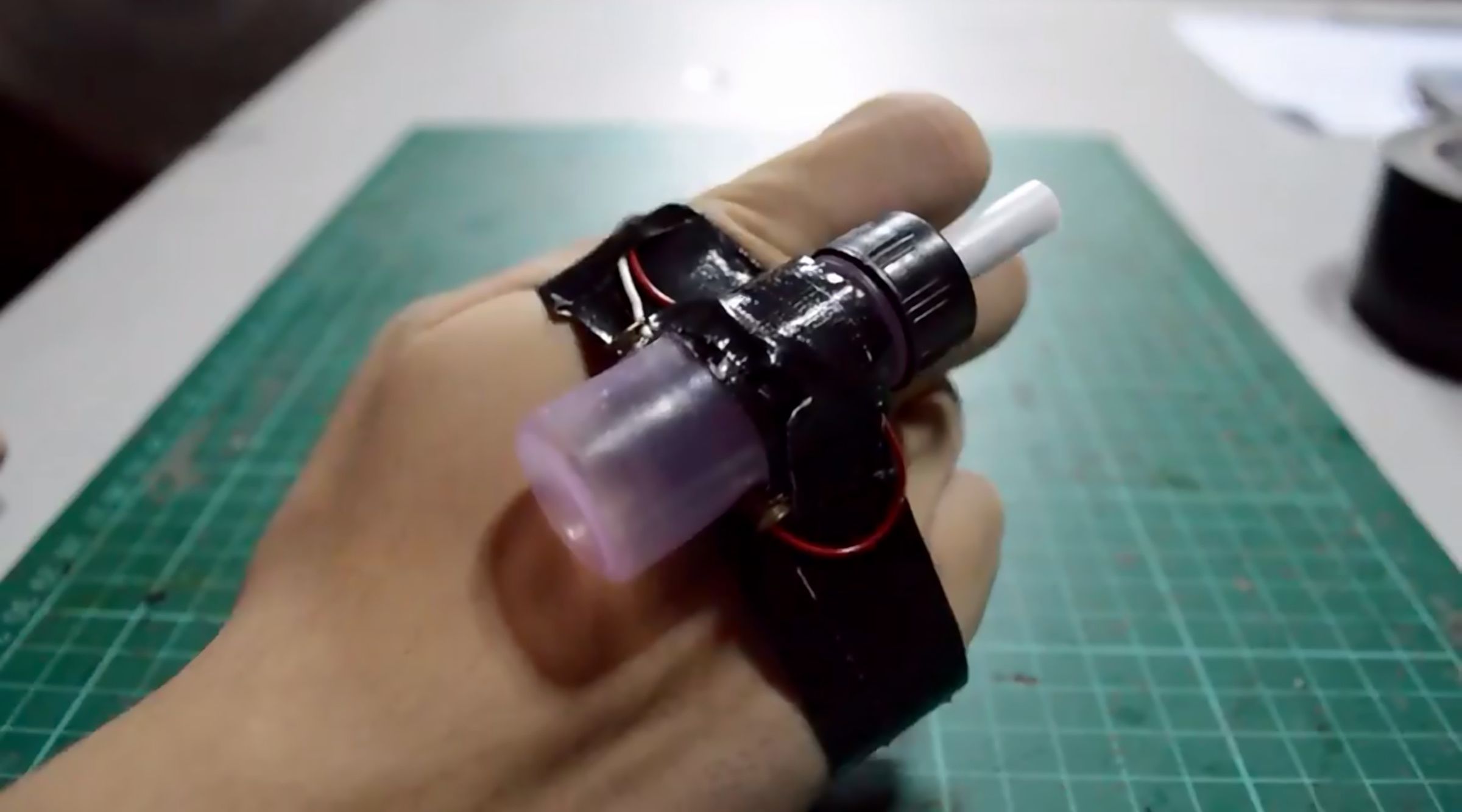 Deadshot-Inspired DIY Hand-Mounted Spud Gun : 5 Steps - Instructables