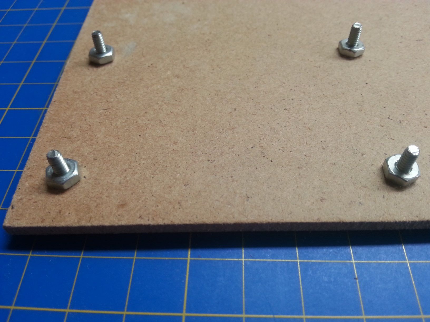 10 DIY Alternatives to Off-The-Shelf Electronics Components : 11 Steps ...