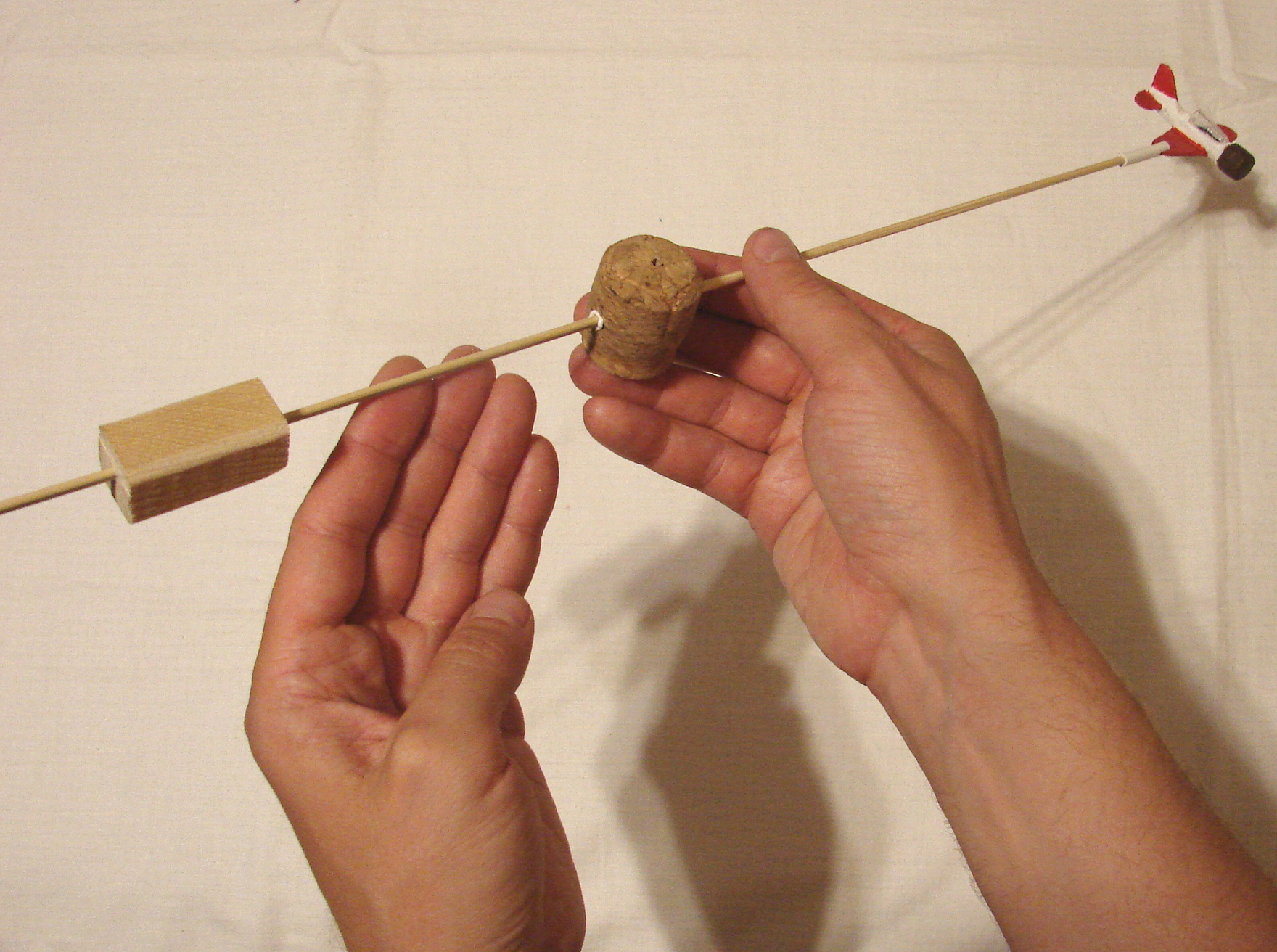 Desk Aerobatics : 23 Steps - Instructables