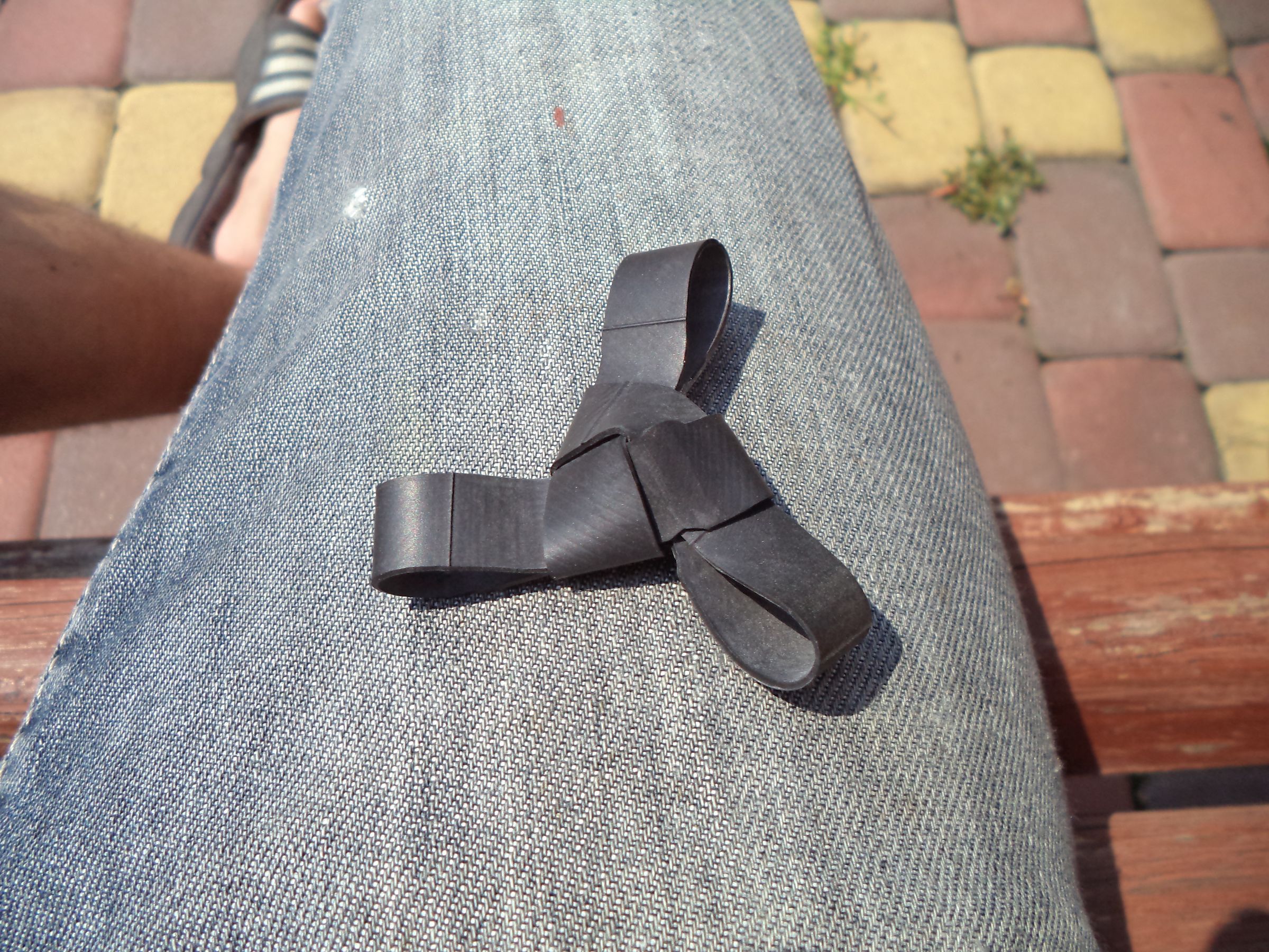 Dodeca Rubber Fidget Ball From Inner Tubes : 13 Steps (with Pictures) - Instructables