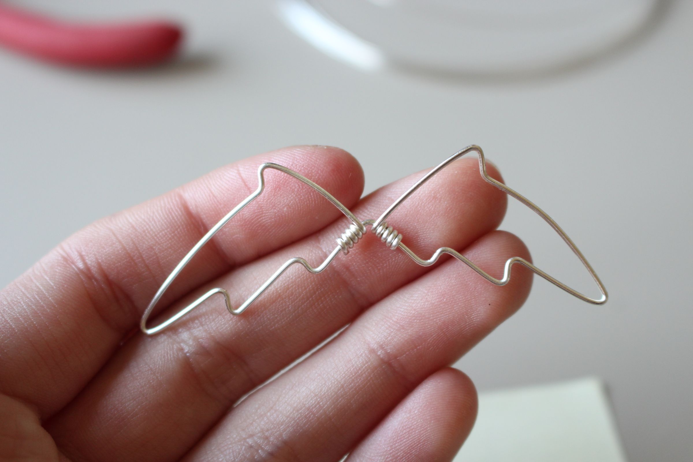 Wirework Wings Pendant : 13 Steps (with Pictures) - Instructables