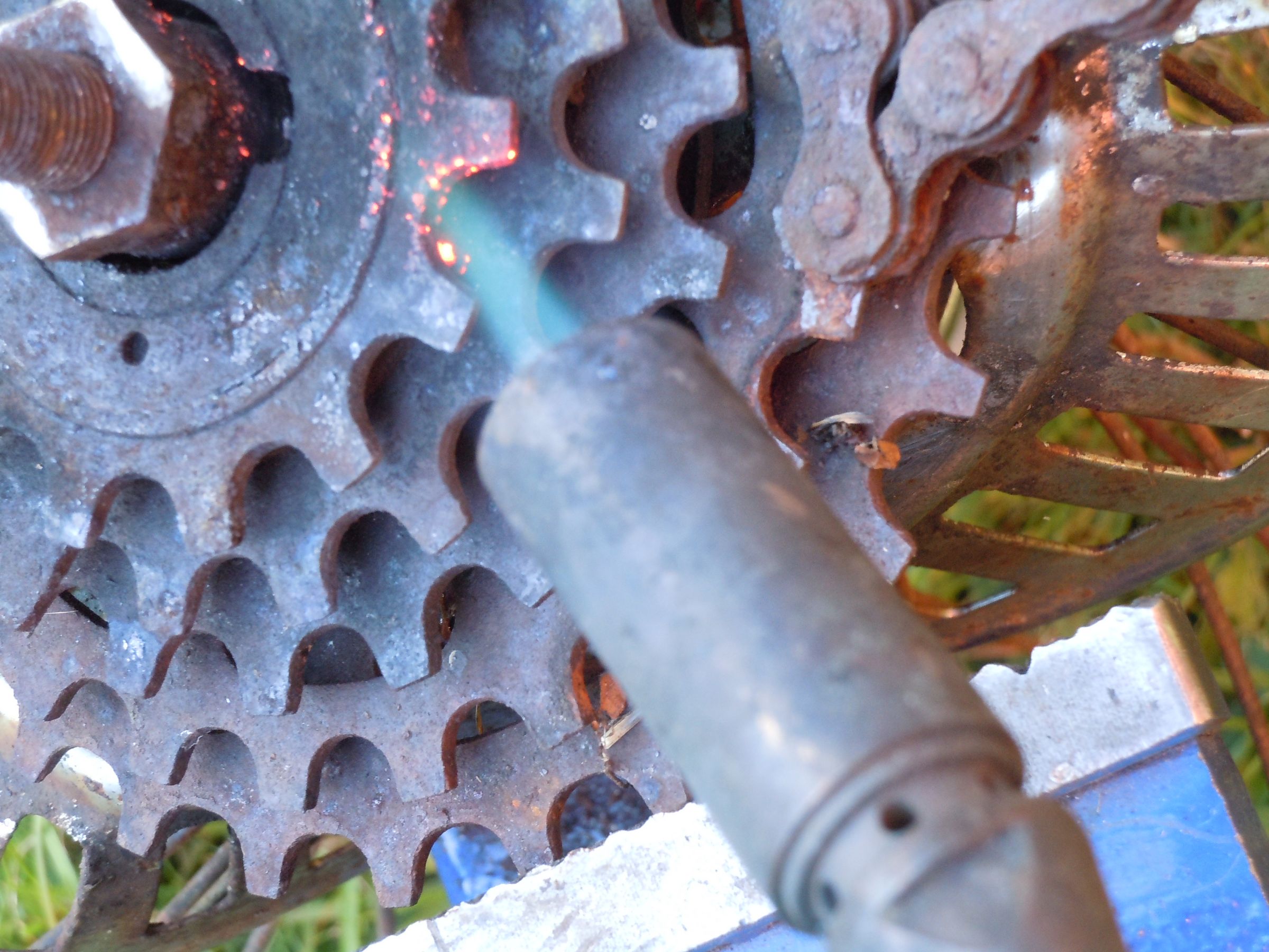 Rusted Stuck Seized Parts, Free at Last : 5 Steps (with Pictures ...