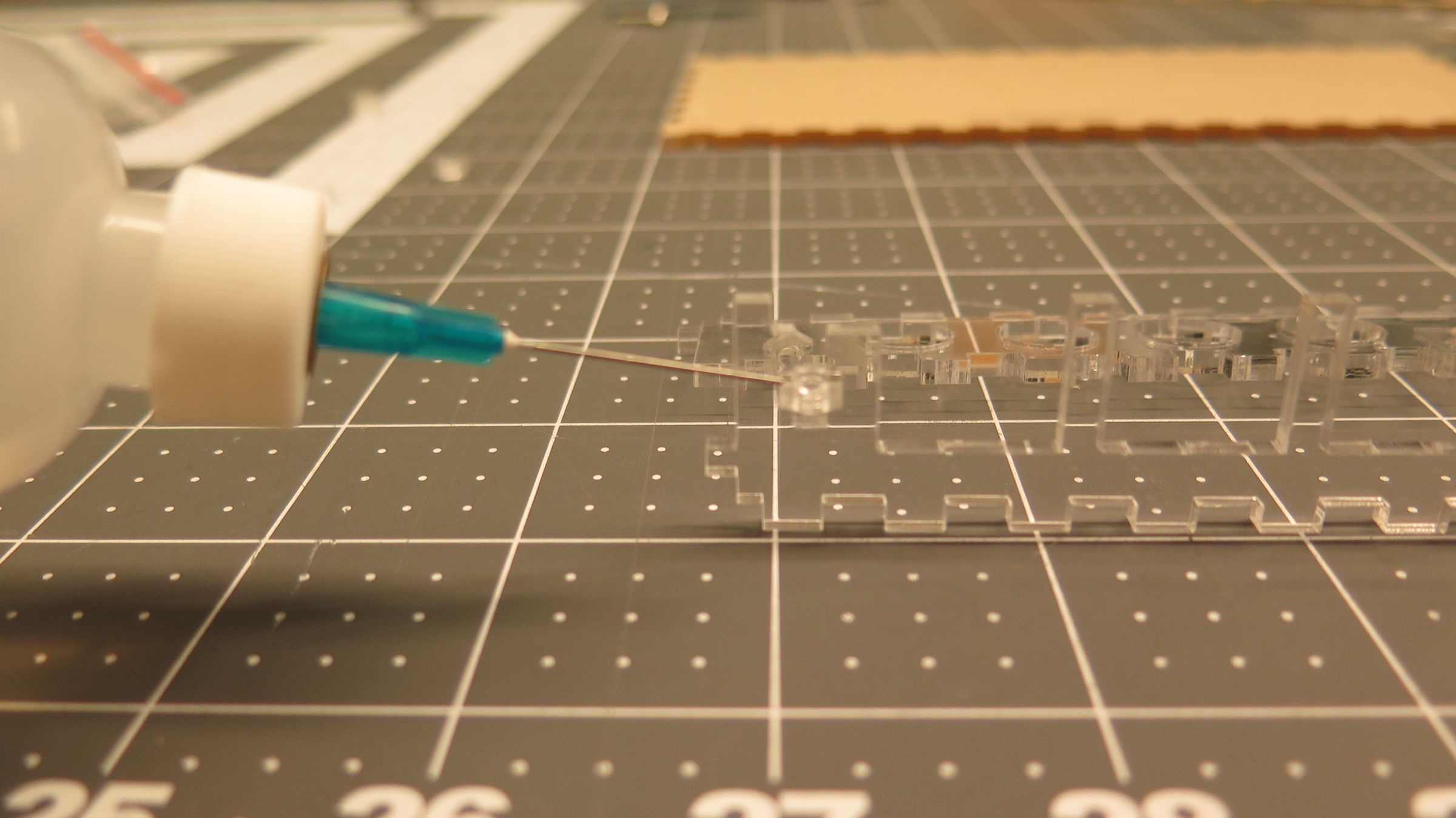 Make Laser Cut Acrylic Box With Nuts and Screws : 5 Steps - Instructables