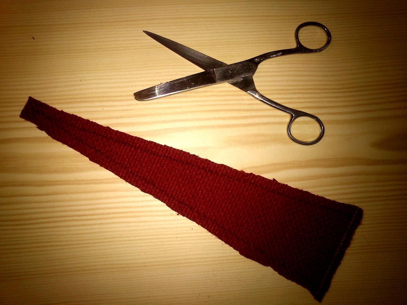 Viking Triangle Hat : 4 Steps (with Pictures) - Instructables