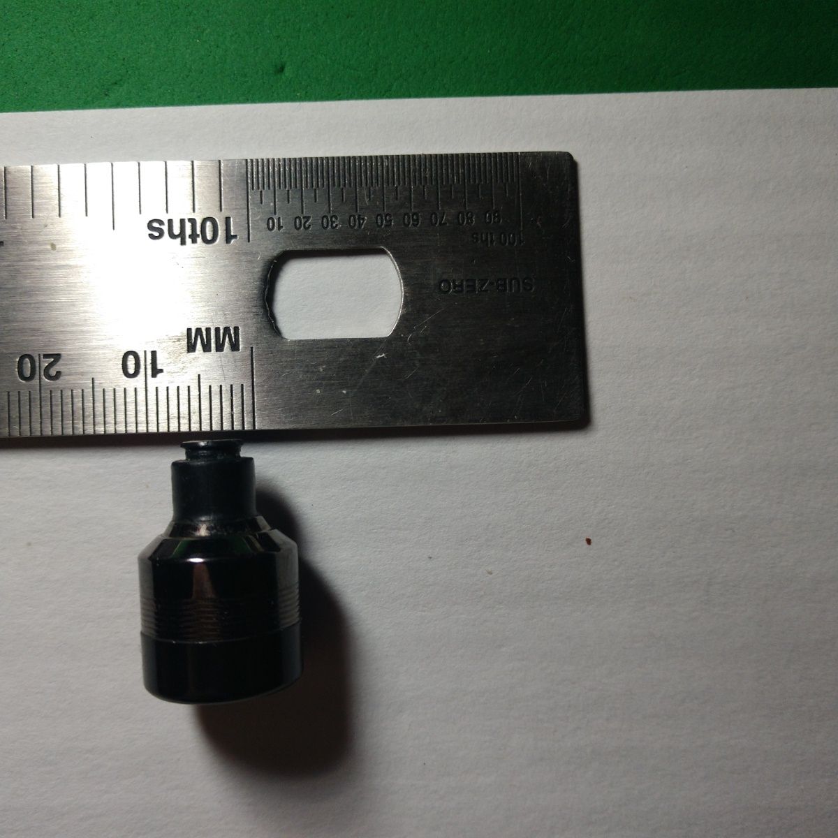 How to Make Earbud Tips Stay On : 4 Steps - Instructables