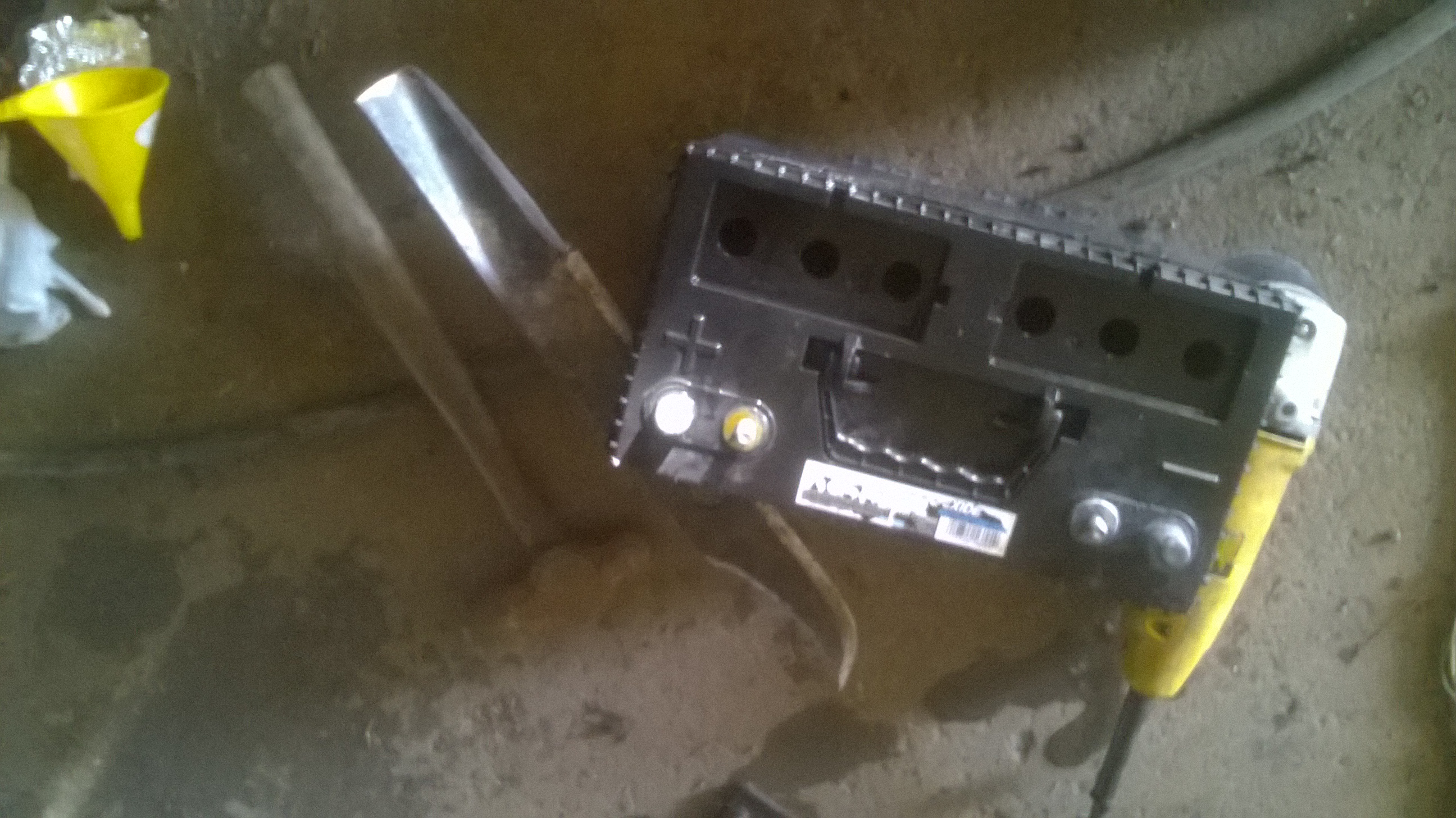 Lead From Lead Acid Batteries : 5 Steps - Instructables