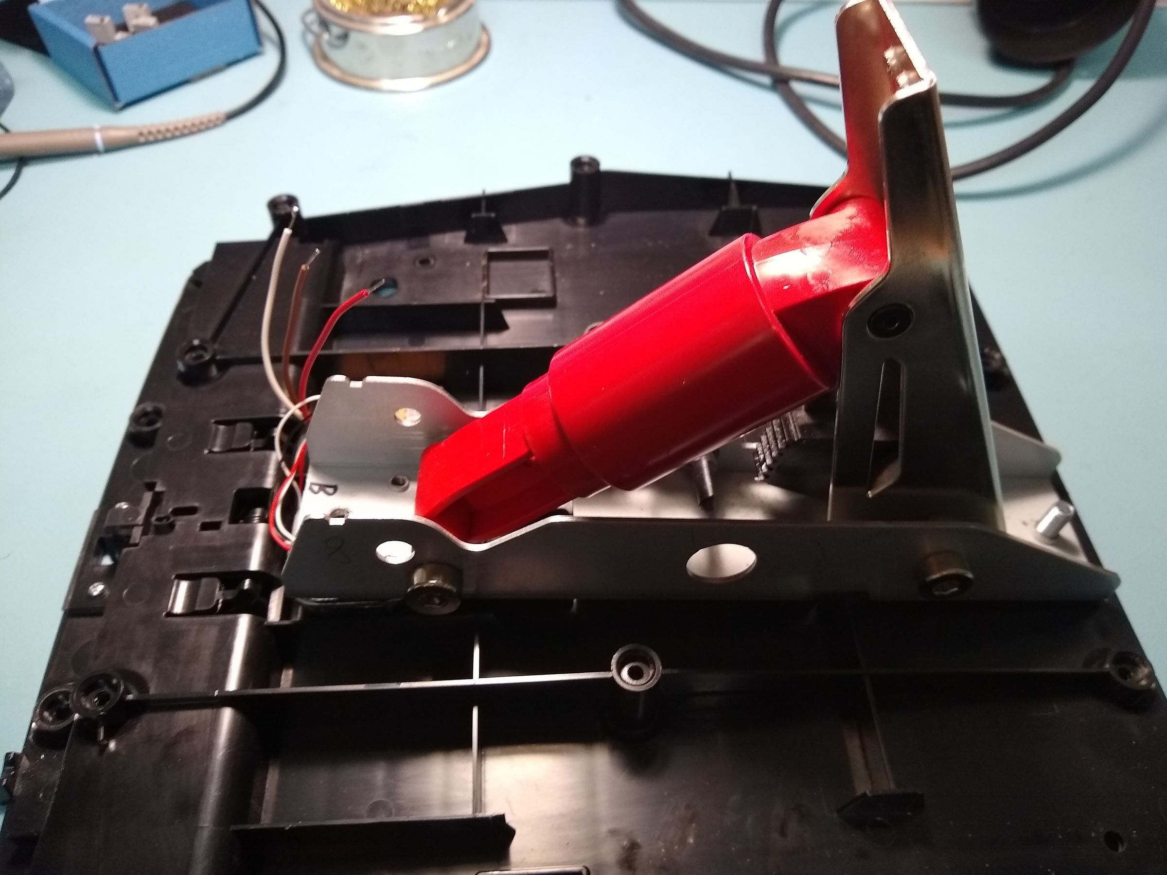 Logitech Pedals Load Cell Mod : 9 Steps - Instructables