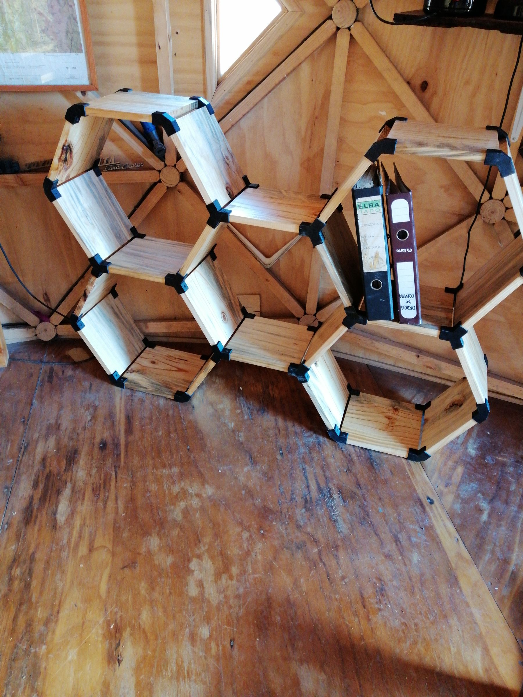 Custom Hexagon Shelves Using 3D Printing : 6 Steps (with Pictures ...