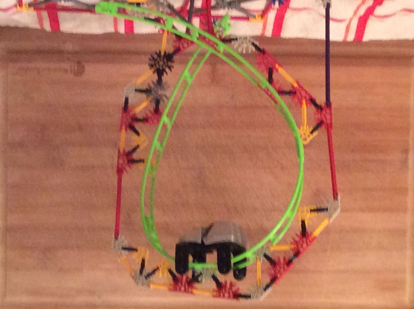K'nex Micro Coaster Loop : 8 Steps - Instructables