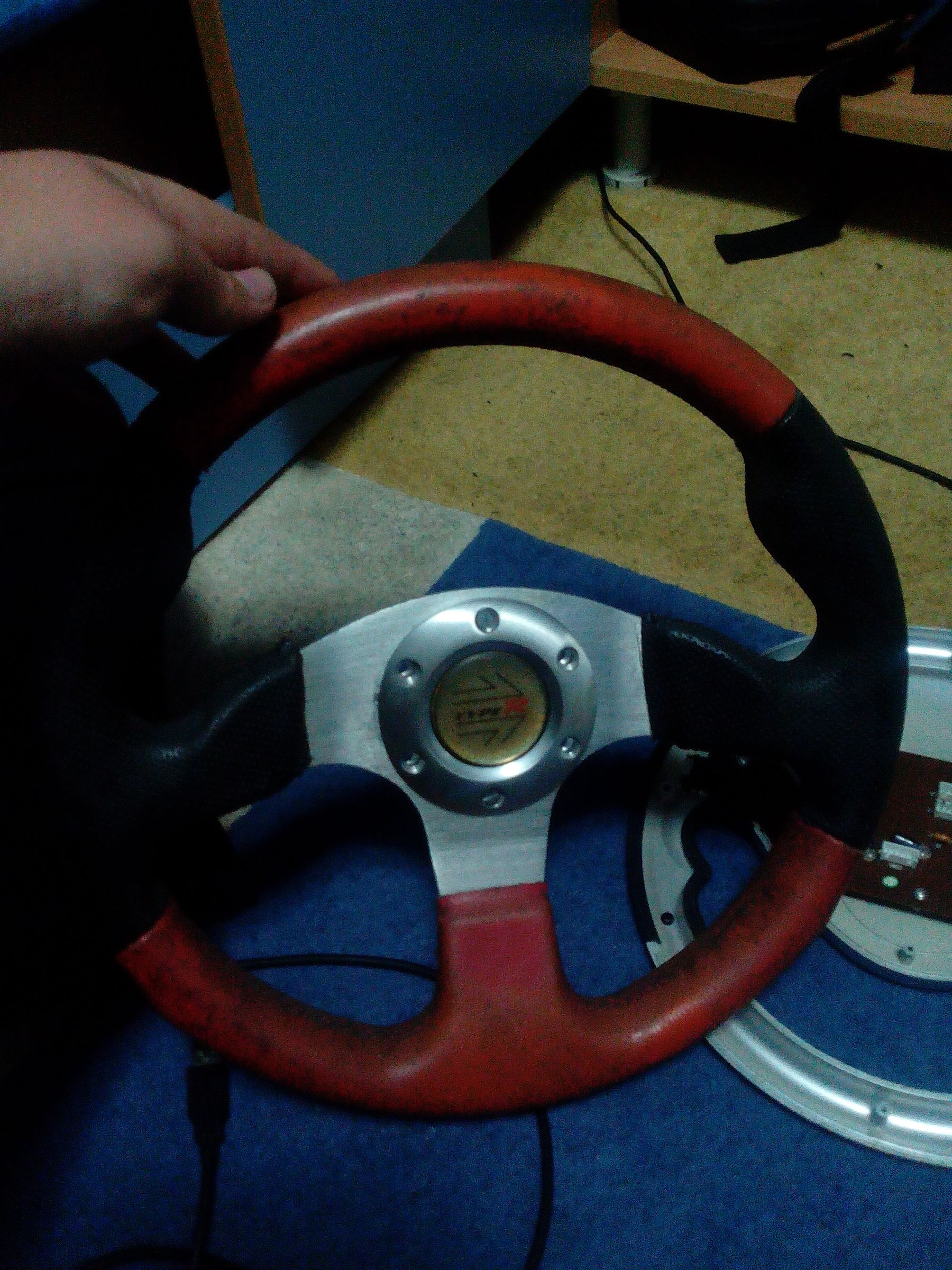 Pc Steering Wheel Mod Gembird : 4 Steps - Instructables