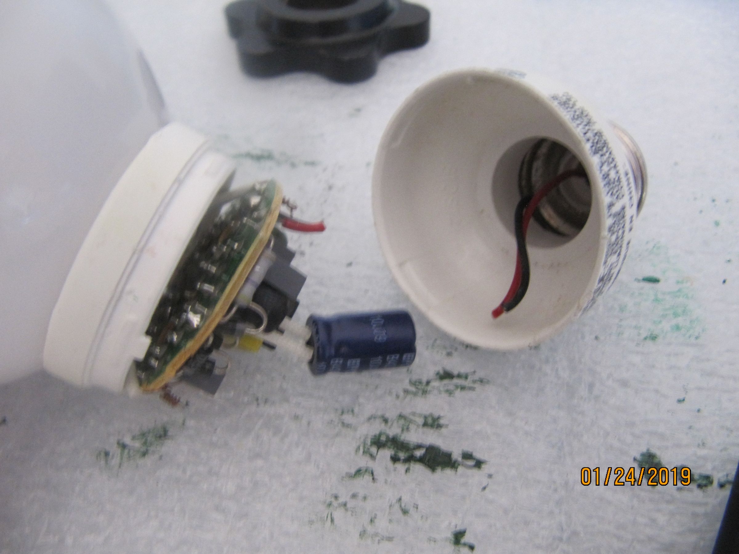 THE Light Bulb Hide Away : 5 Steps - Instructables