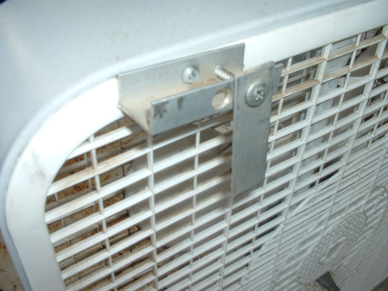 20x20 Fan With Air Filter. : 7 Steps - Instructables