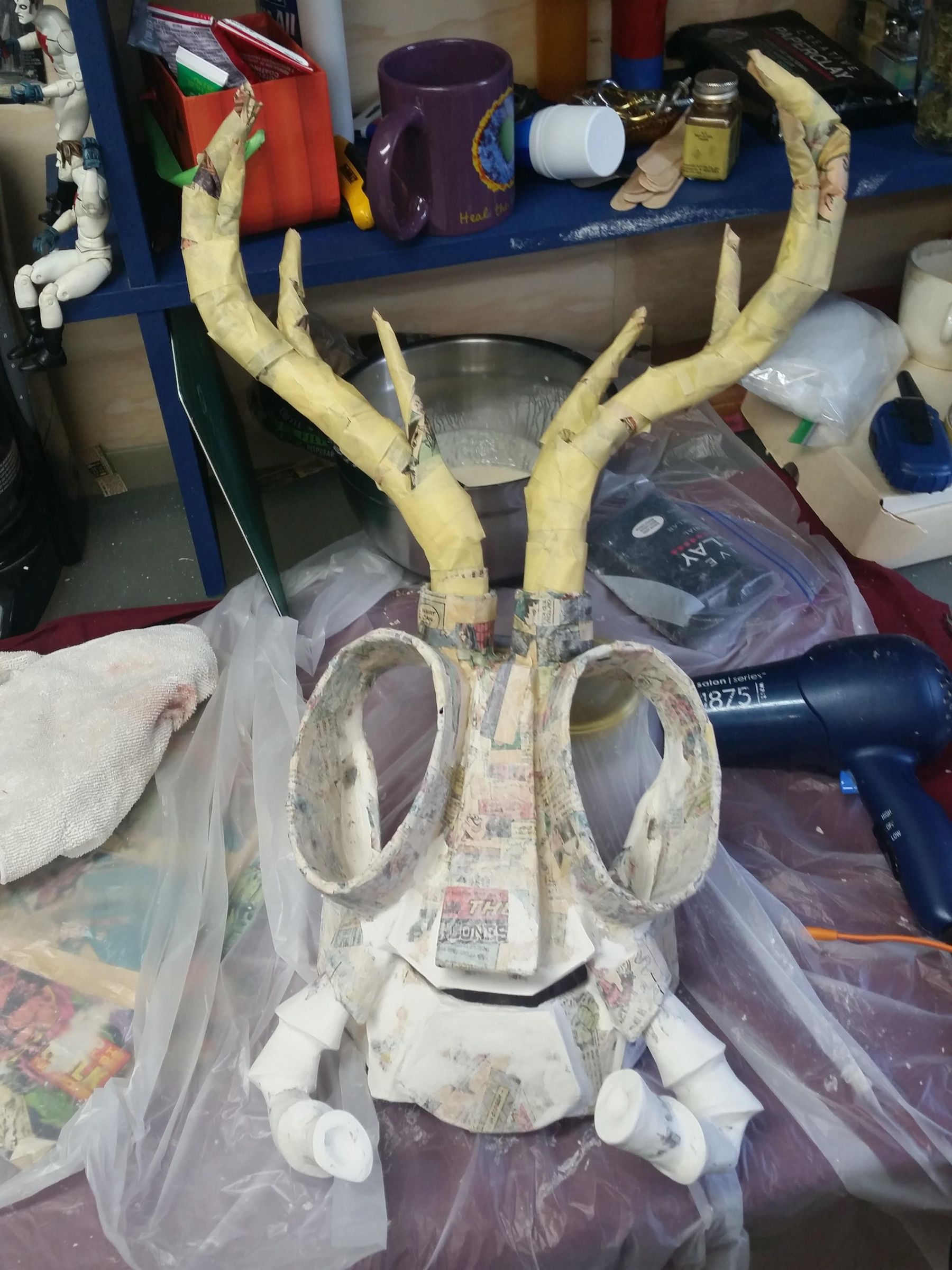 Buck Grasshopper Mask : 9 Steps (with Pictures) - Instructables