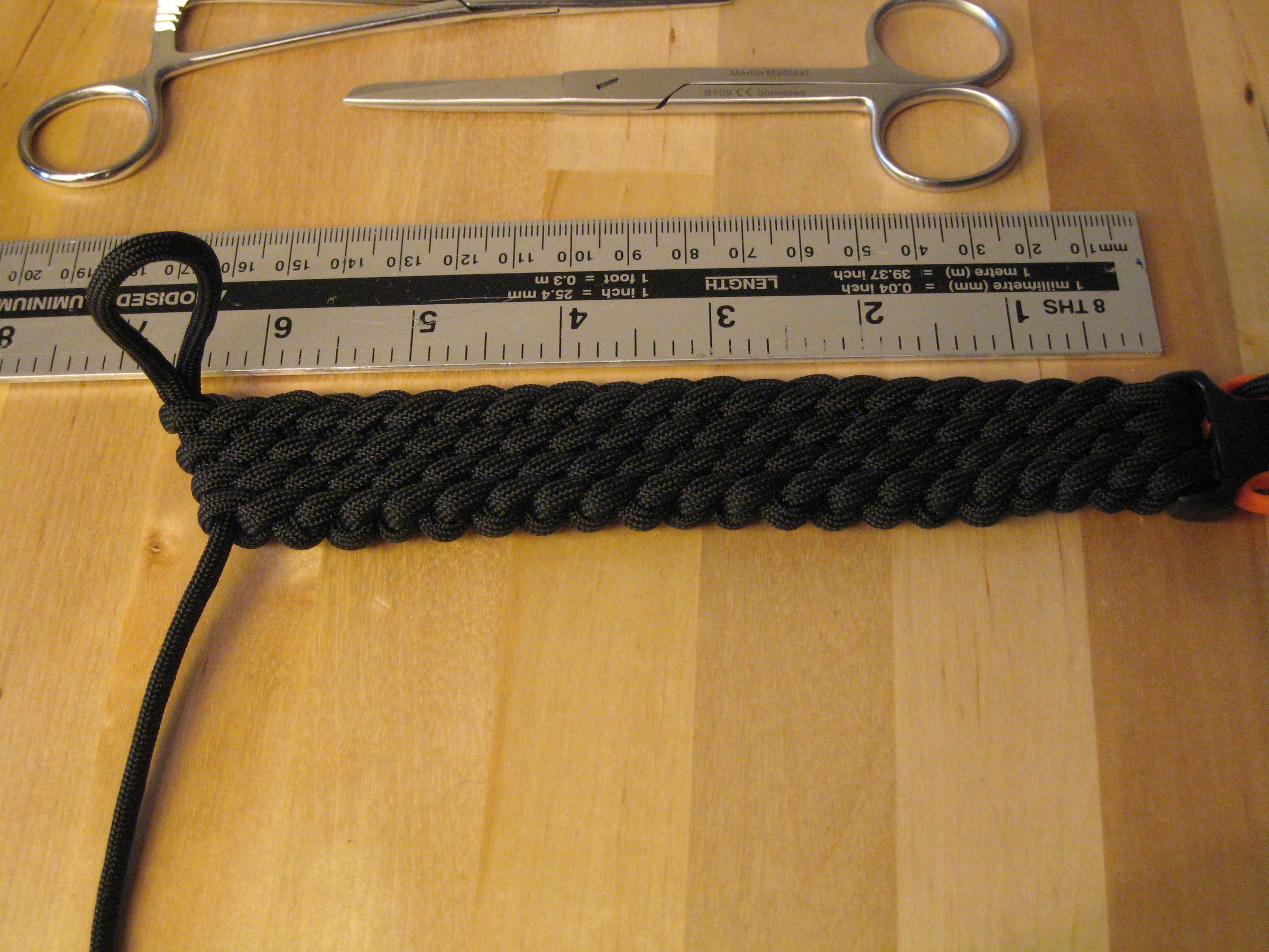 How to Make a Paracord Rescue Belt : 9 Steps (with Pictures ...