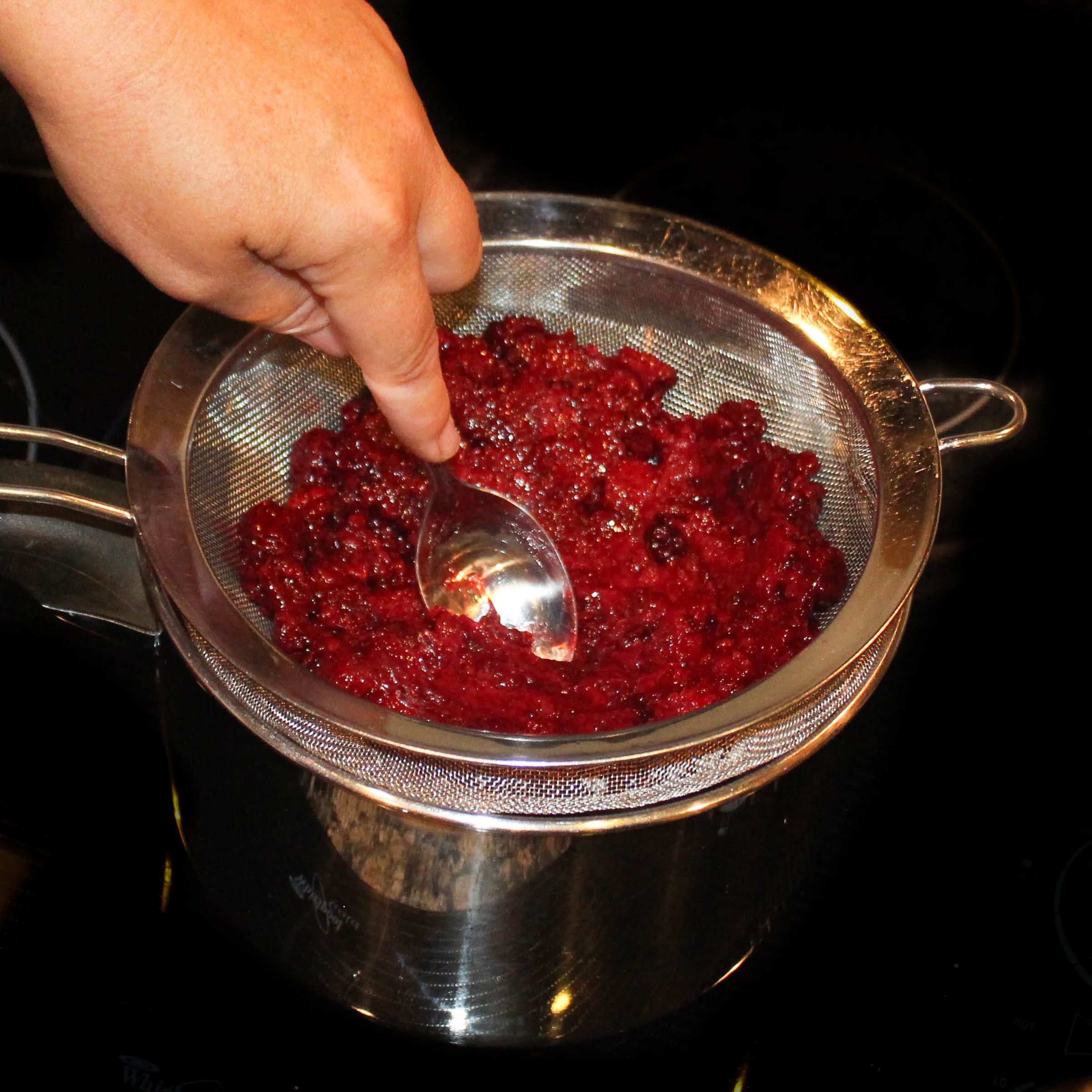 Blackberry Spider Web Pie : 8 Steps (with Pictures) - Instructables