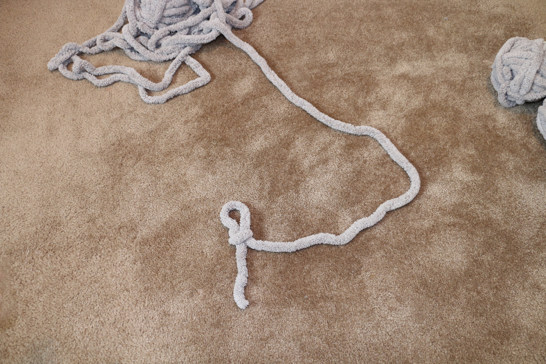 Easy Chunky Hand-Knitted Blanket in One Hour : 9 Steps (with Pictures ...