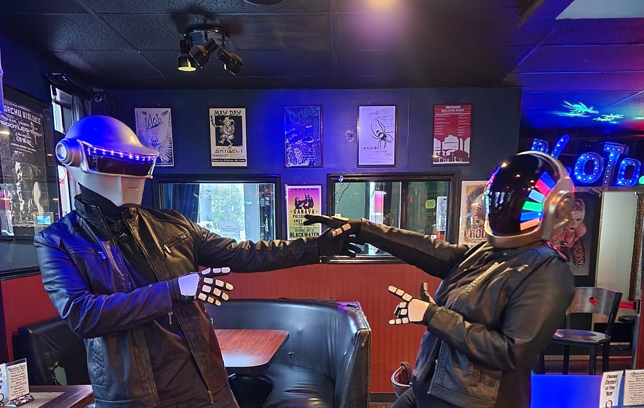 Daft Punk Costume : 9 Steps (with Pictures) - Instructables