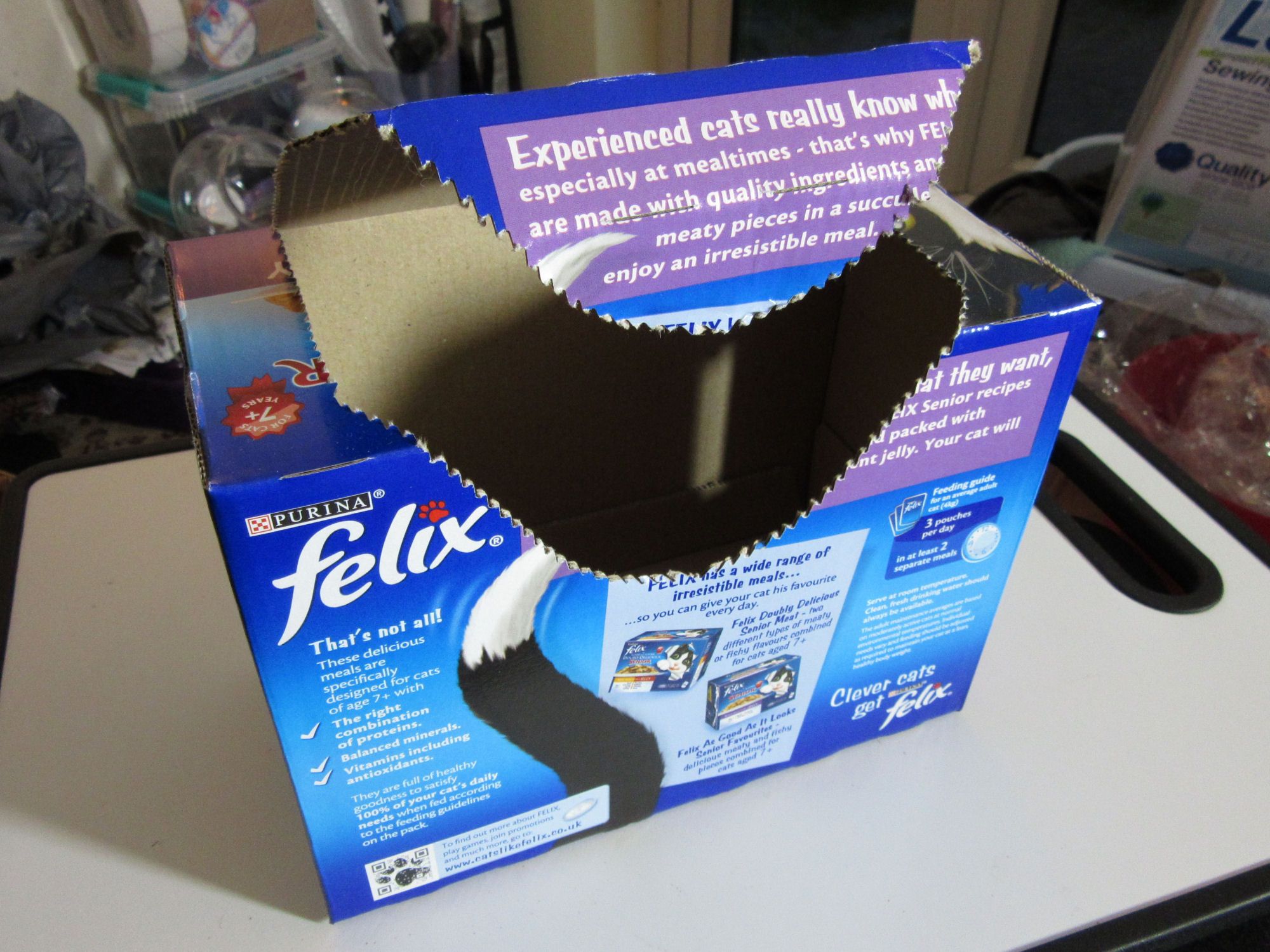 Simple DIY Macrame Project Frame or Loom Made From a Box or Plastic ...