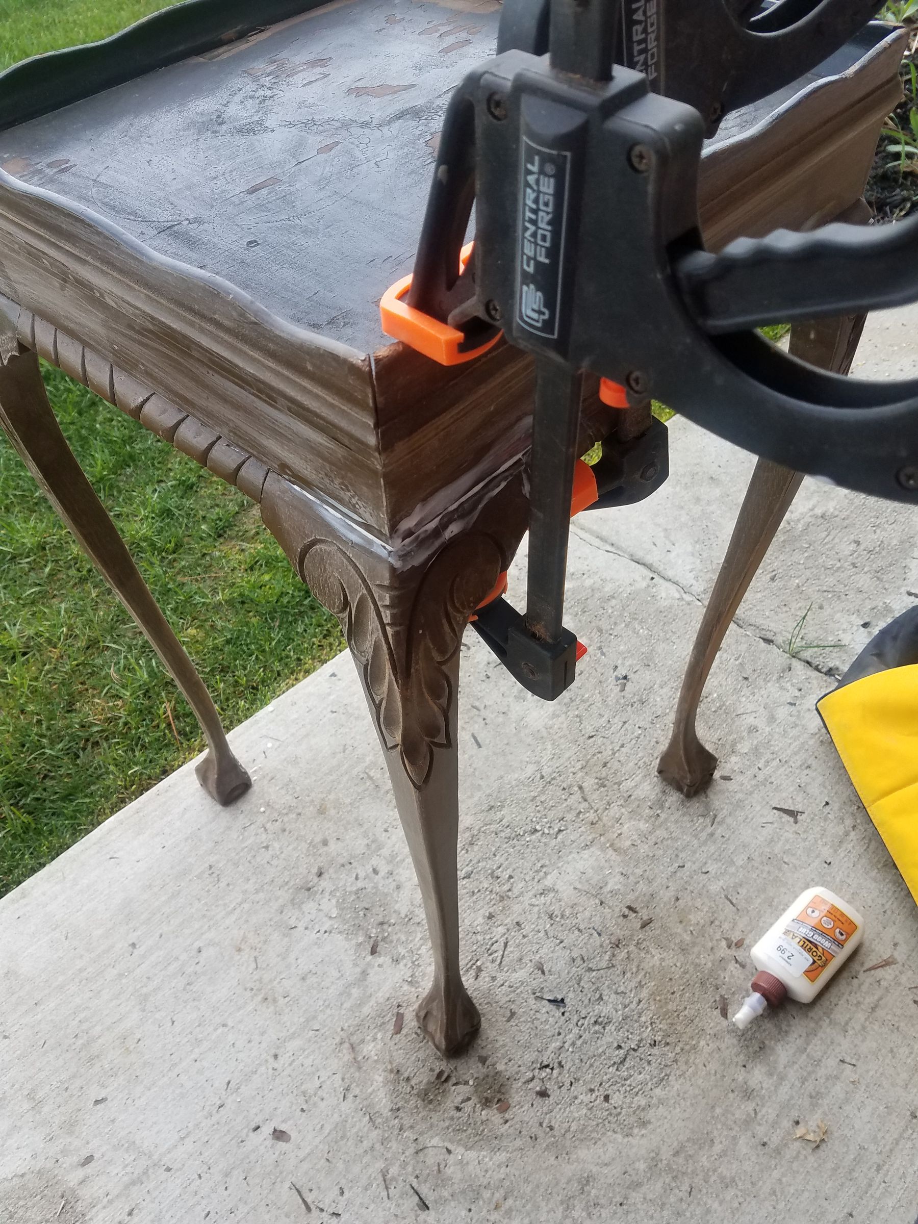 Stained Glass Mosaic Table : 8 Steps (with Pictures) - Instructables