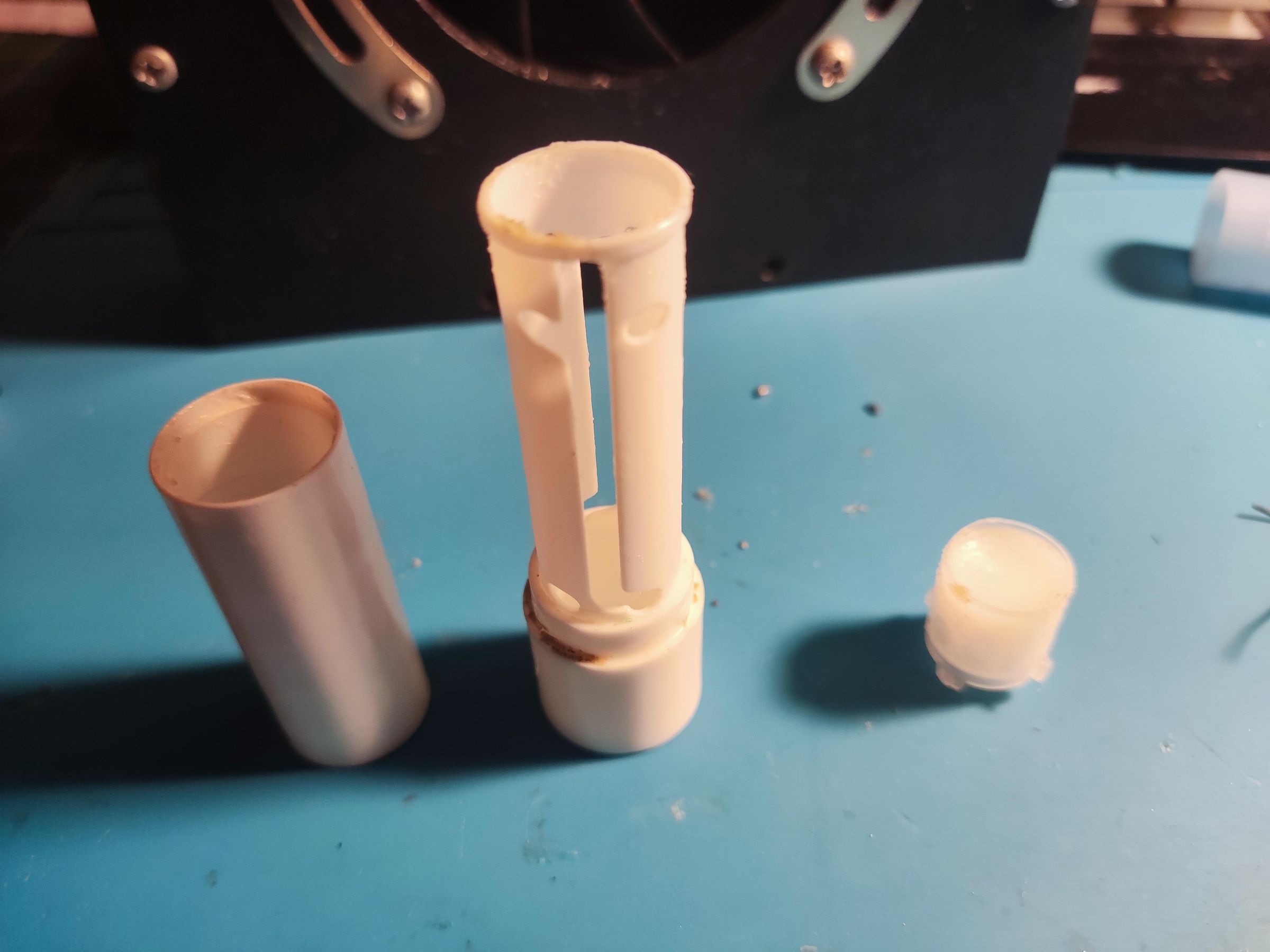 Nivea Twisting Spy Laser Rechargable Using Old Vape Lipo : 6 Steps ...