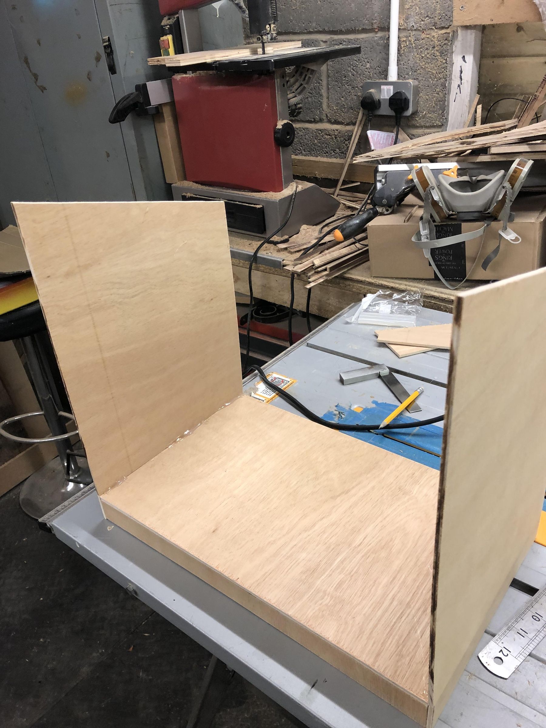 Rattle Spray Can Micro Spray Booth With Turntable : 5 Steps (with ...