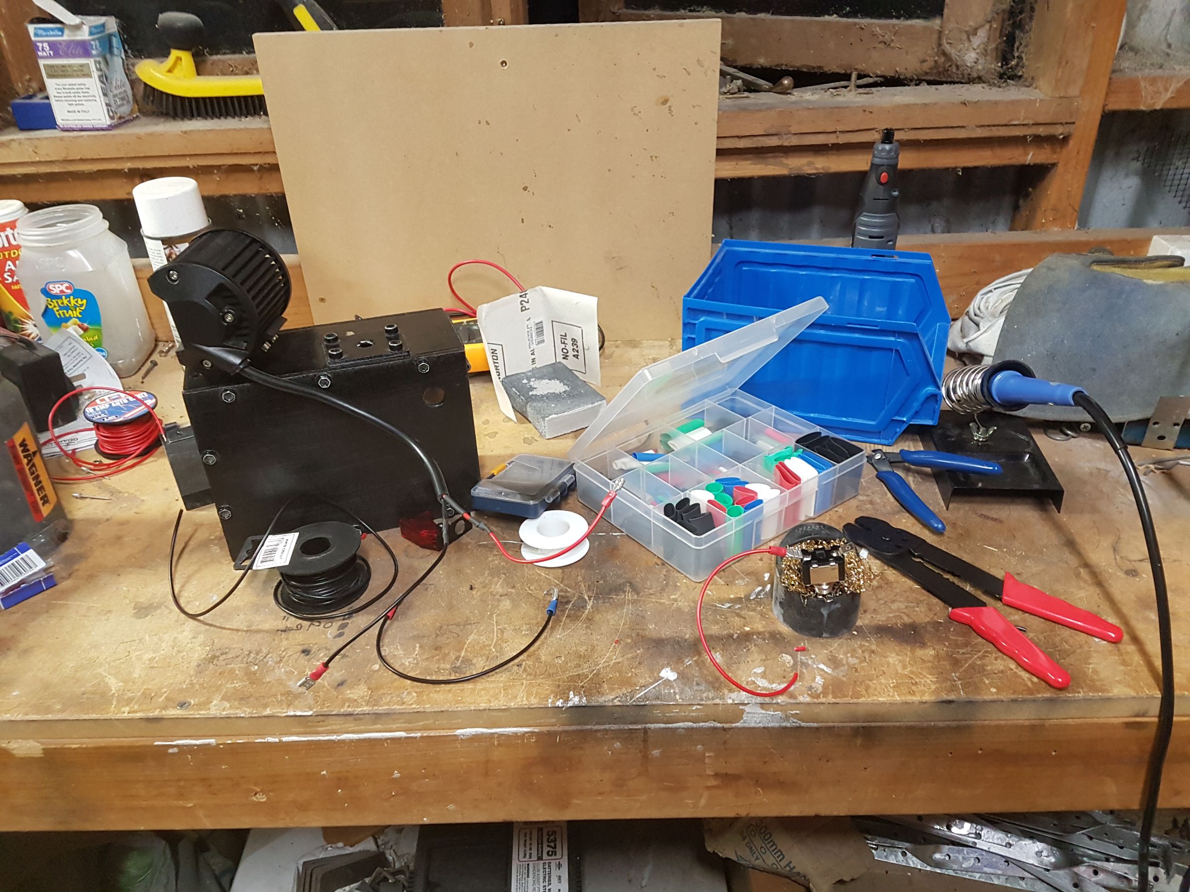 Zombie Apocalypse Electric Lantern : 6 Steps (with Pictures ...
