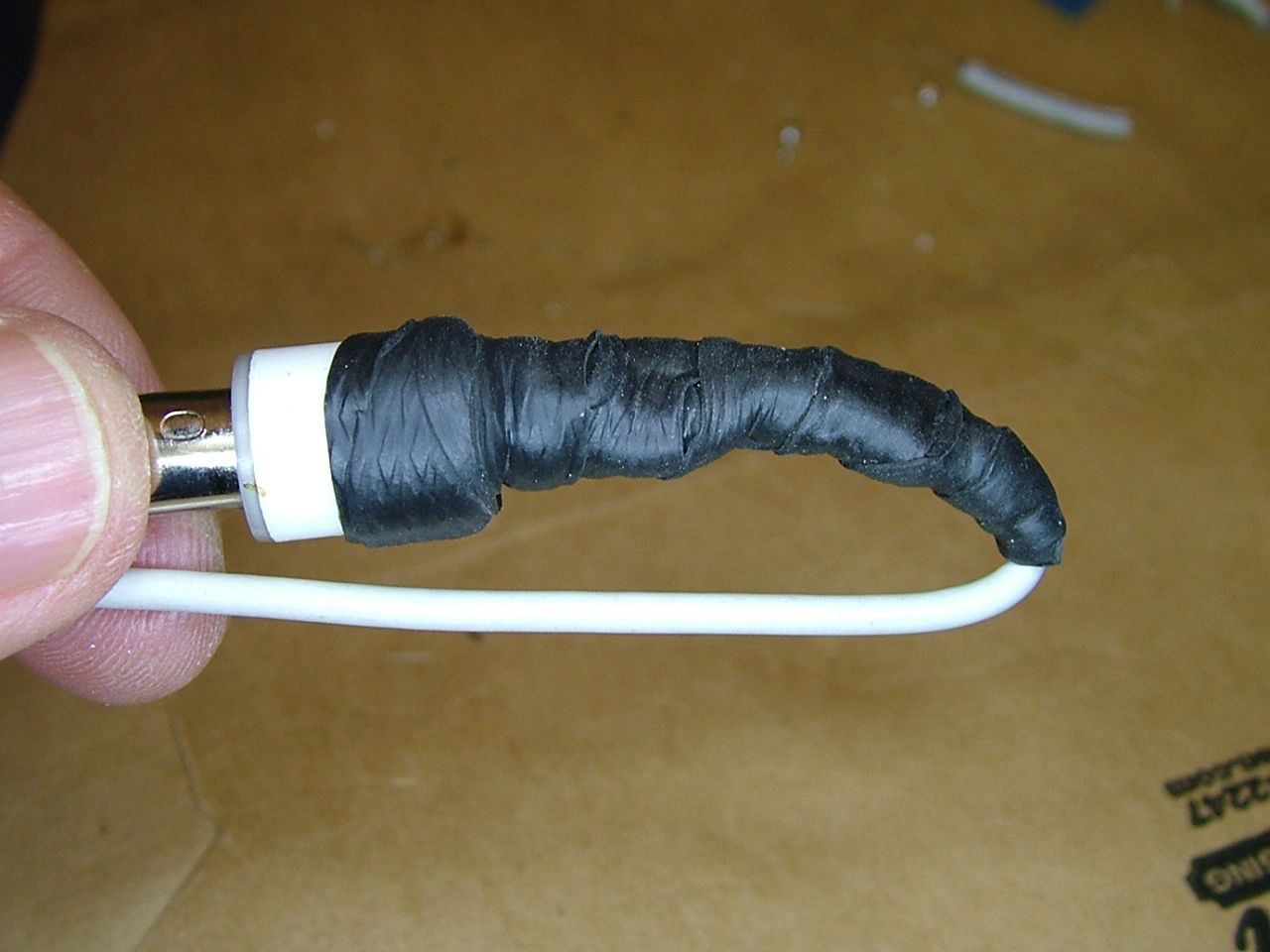 How to Repair a Broken IBook G4 Charger Plug Cord : 6 Steps - Instructables