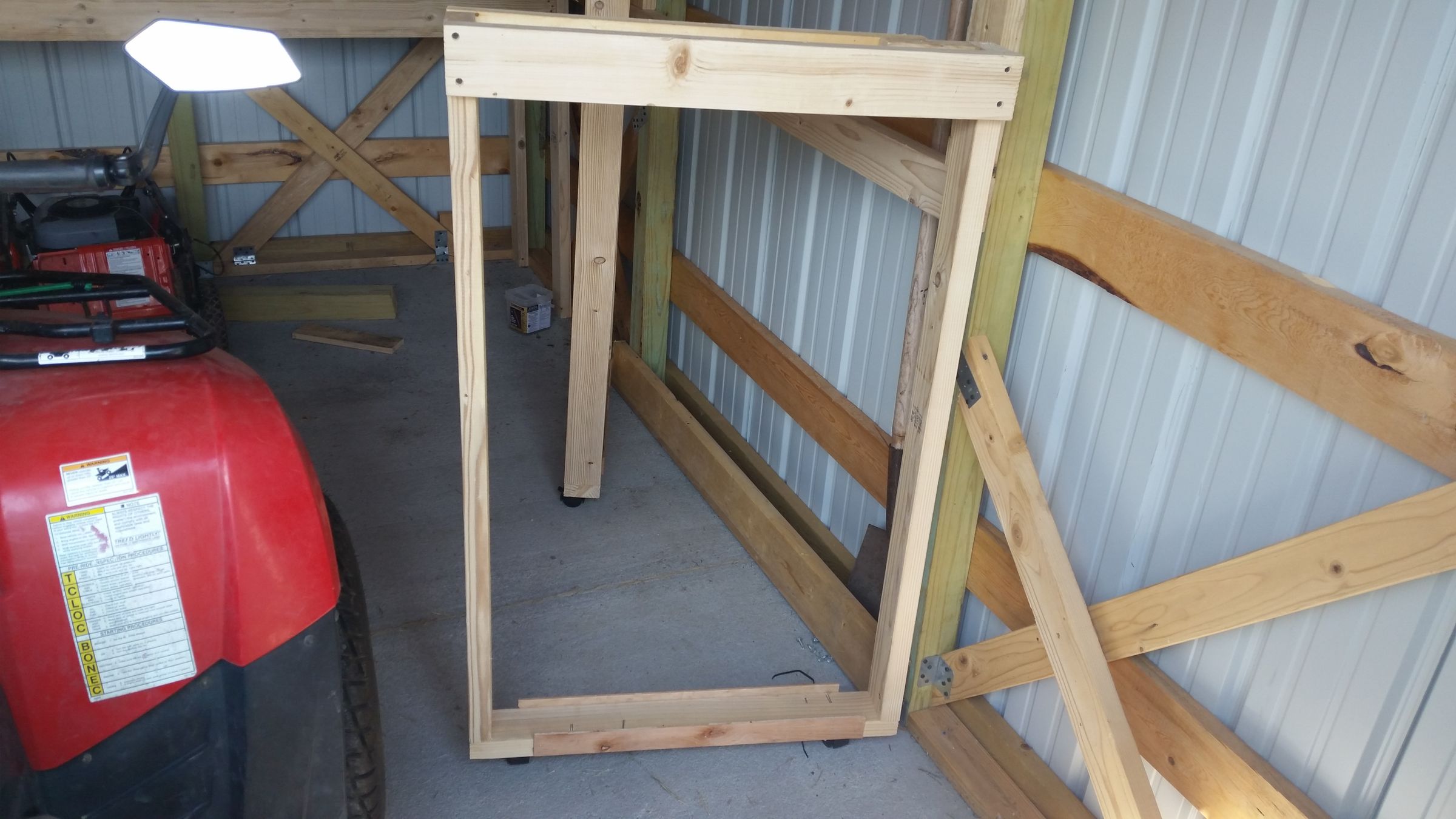 Long Handled Swinging Tool Rack : 7 Steps (with Pictures) - Instructables